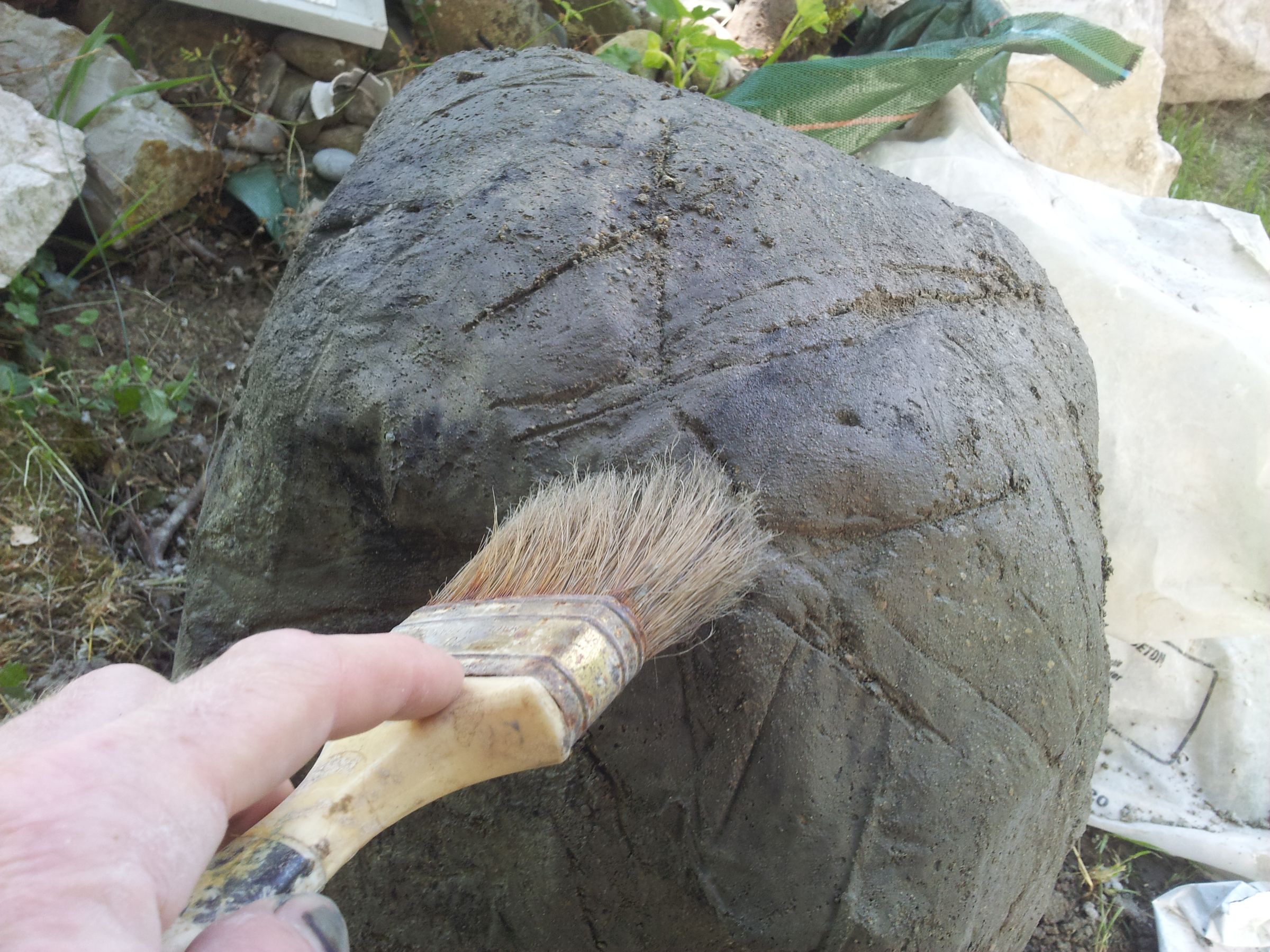 Concrete Rocks and Sculptures : 12 Steps - Instructables