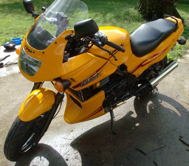How to Debadge (remove Decals) From a Motorcycle. : 7 Steps (with ...