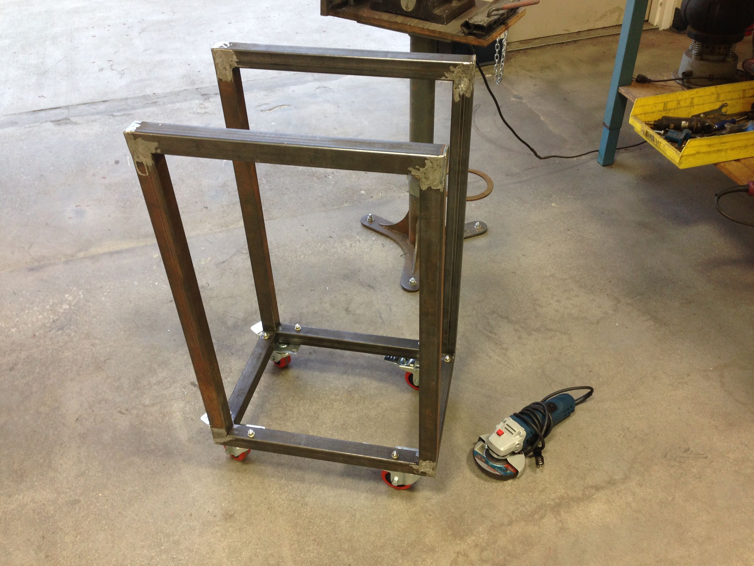 Metal Rotating Tool Stand : 6 Steps (with Pictures) - Instructables