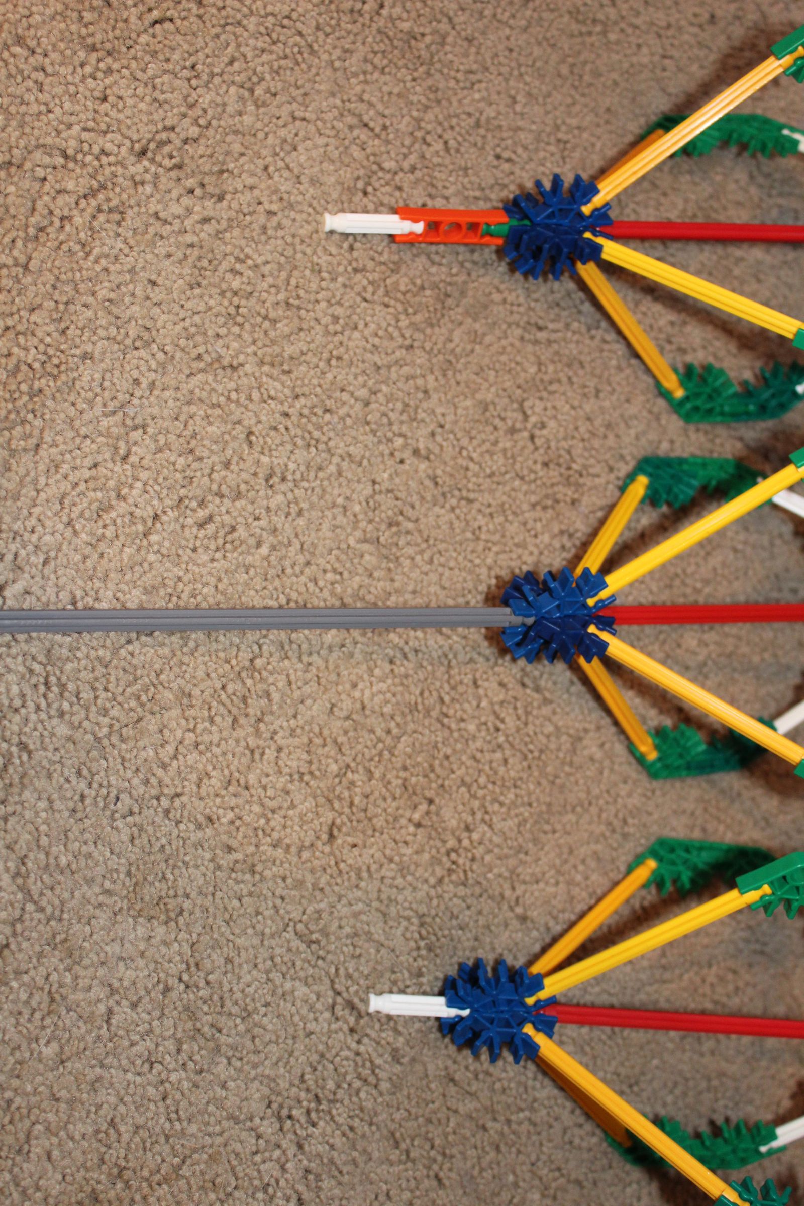 K'nex Flying Lawn Chair : 4 Steps - Instructables