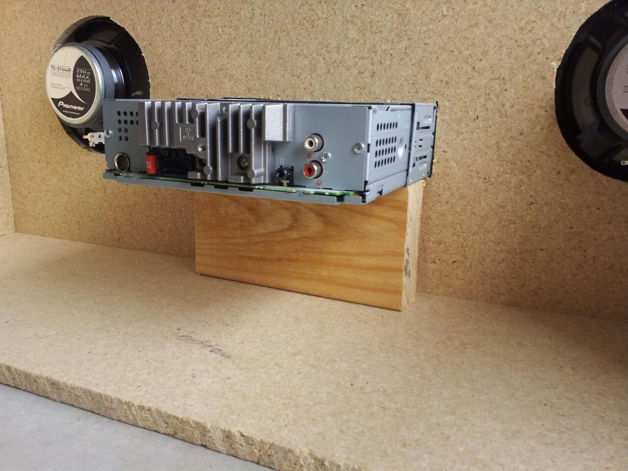 Computer Power Supply Car Stereo Instructables