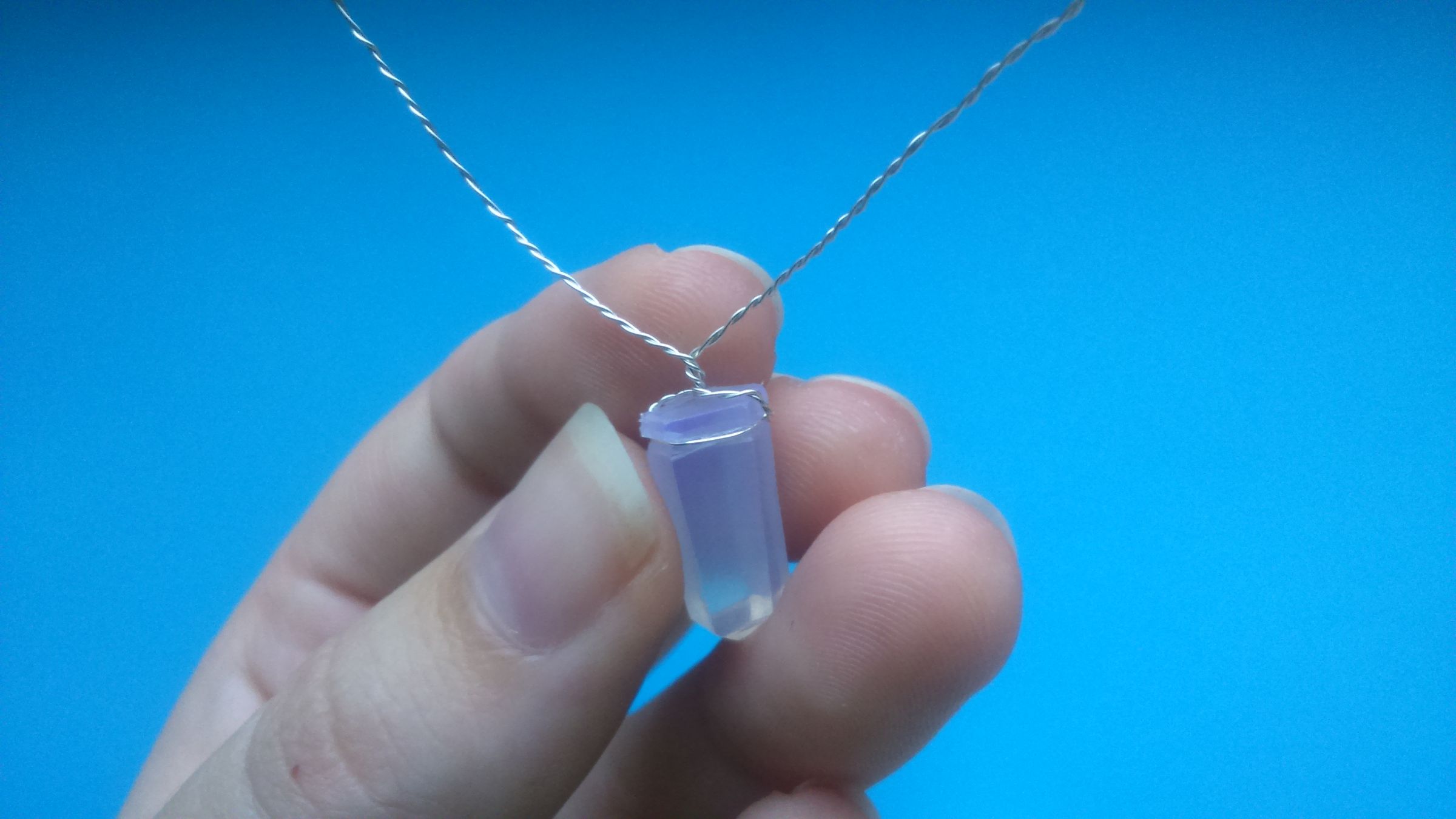 Hot Glue Stick Crystals! : 4 Steps (with Pictures) - Instructables