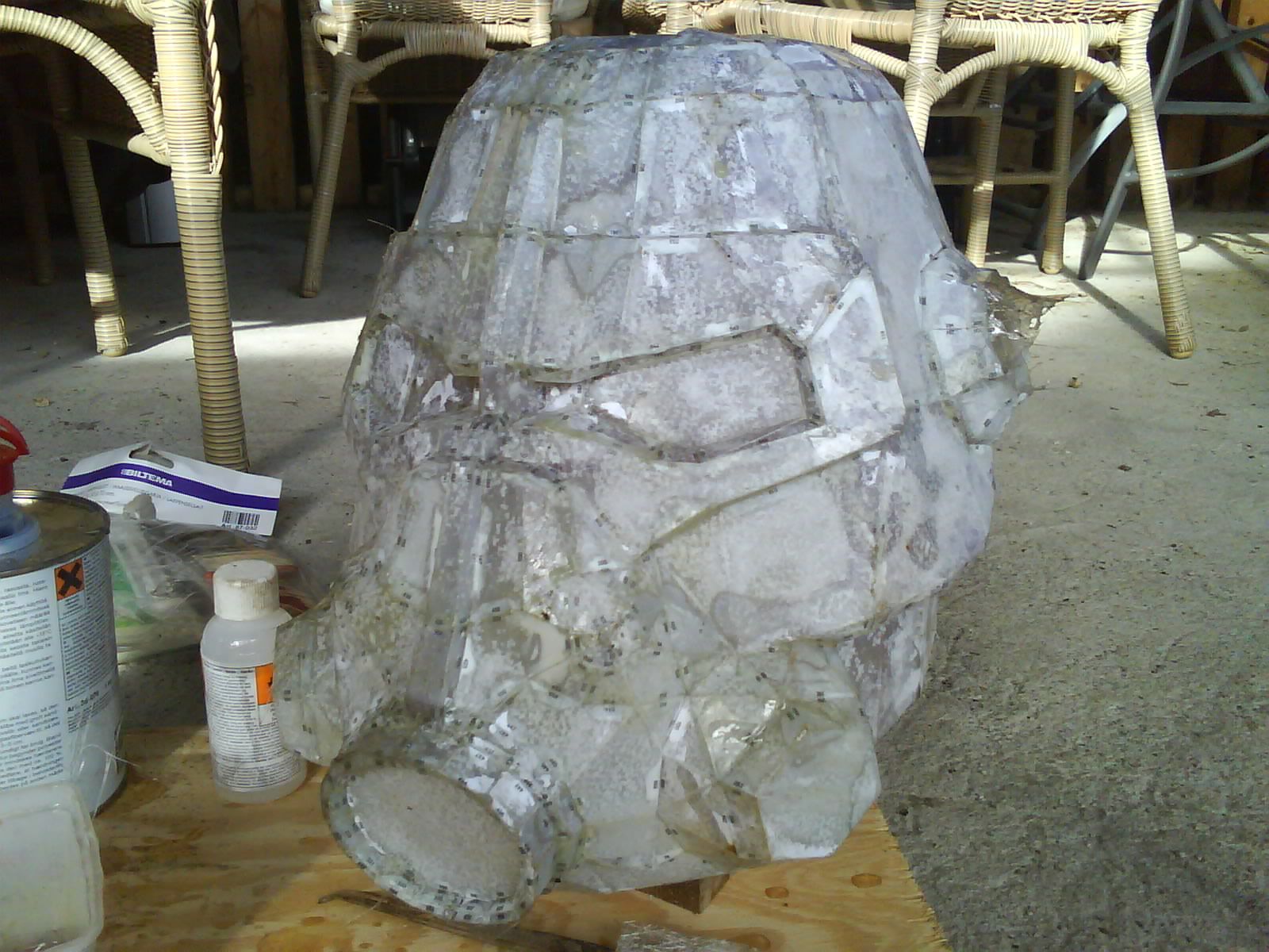 How to Make Your Own Fallout 3 Helmet Prop! : 8 Steps - Instructables