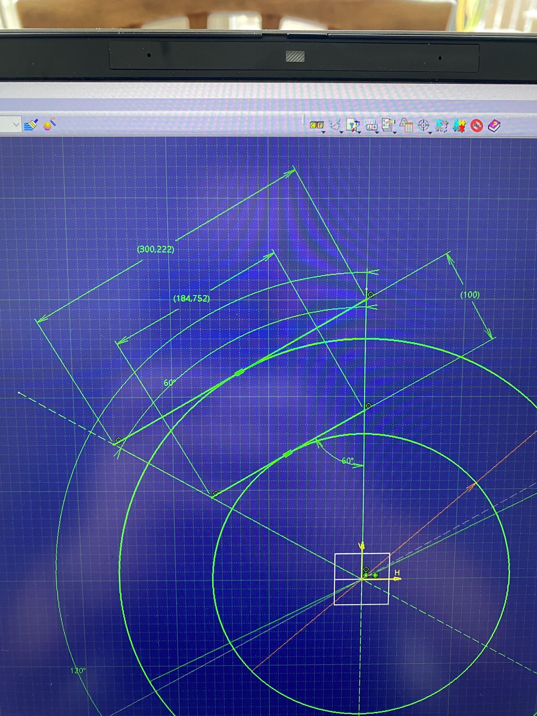 Circular Table Re-Design (Three to Single Leg) : 8 Steps (with Pictures ...