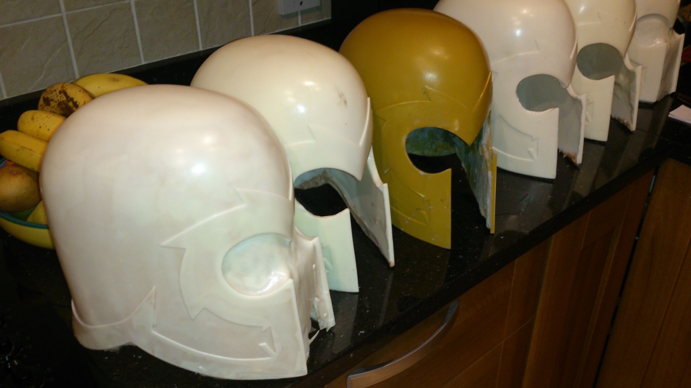 Magneto Helmet-Xmen 1992 : 10 Steps (with Pictures) - Instructables