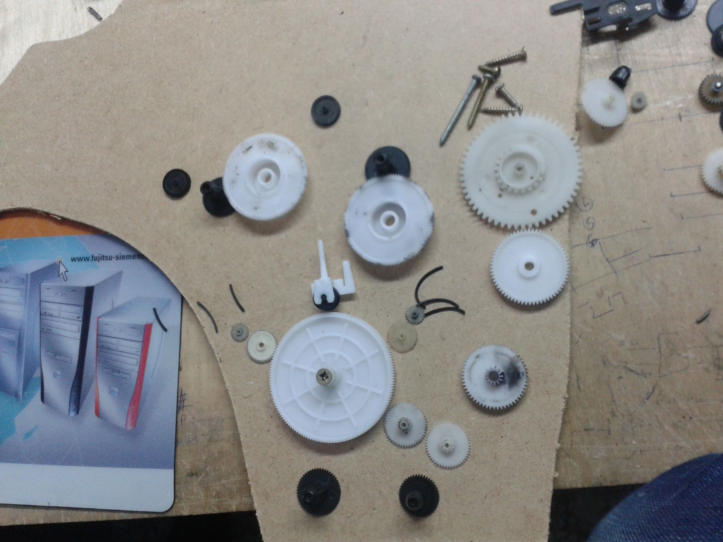 Cute Gears Monkey Mort (with Pictures) - Instructables