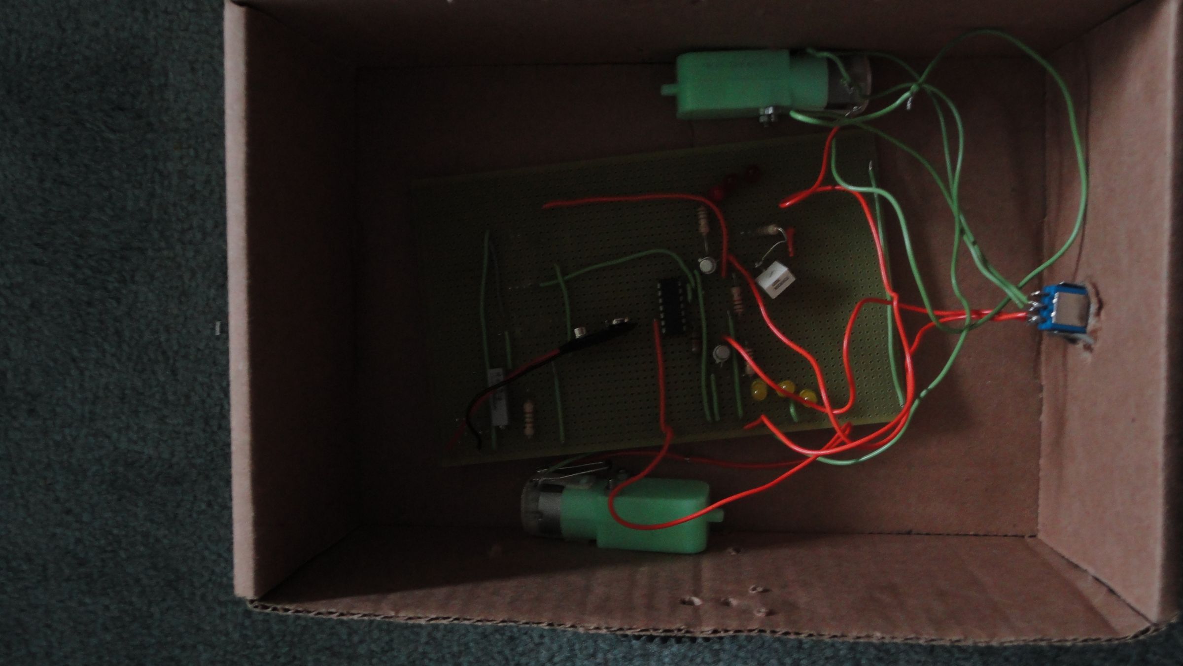 How to Make a Line Following Robot : 11 Steps - Instructables