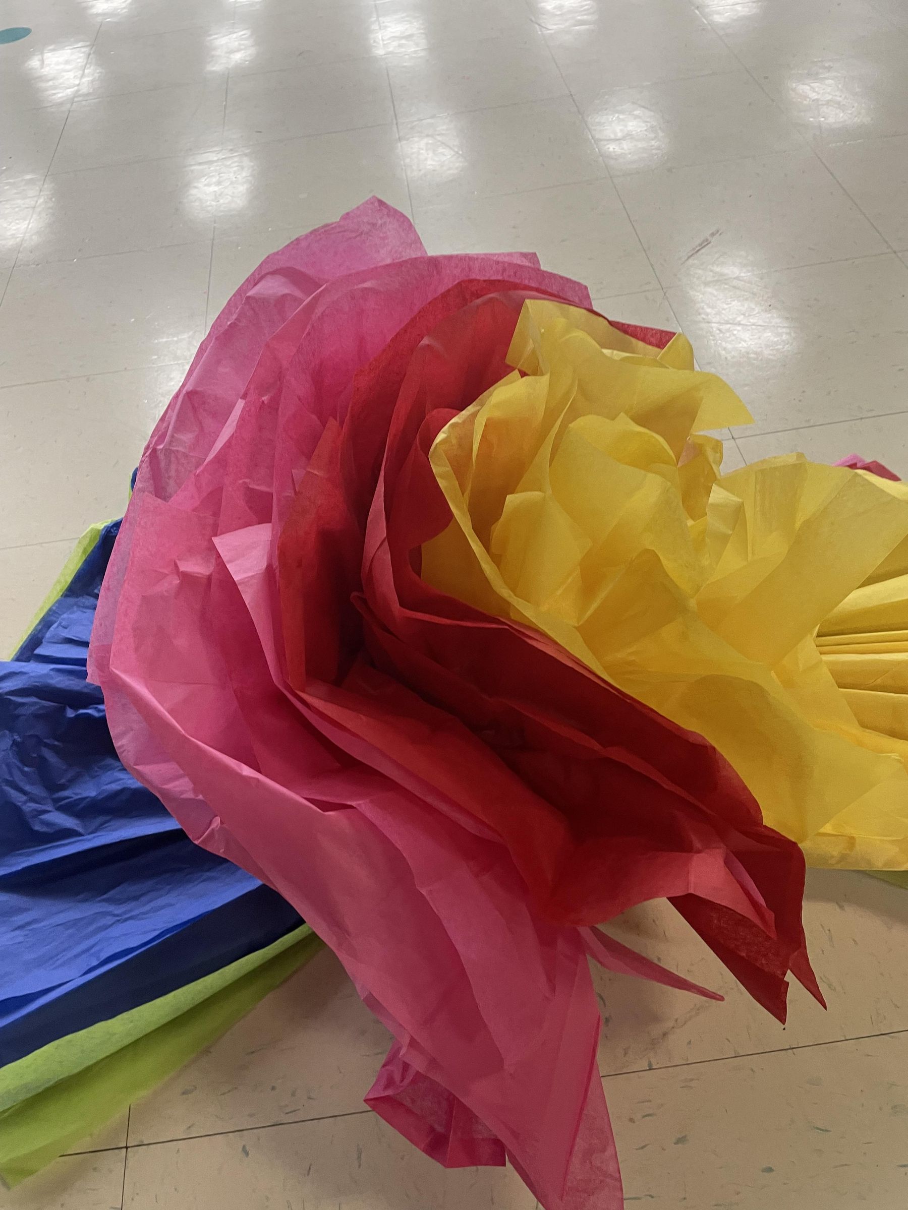 Giant Tissue Flowers- Easy and Fast to Make : 6 Steps (with Pictures ...