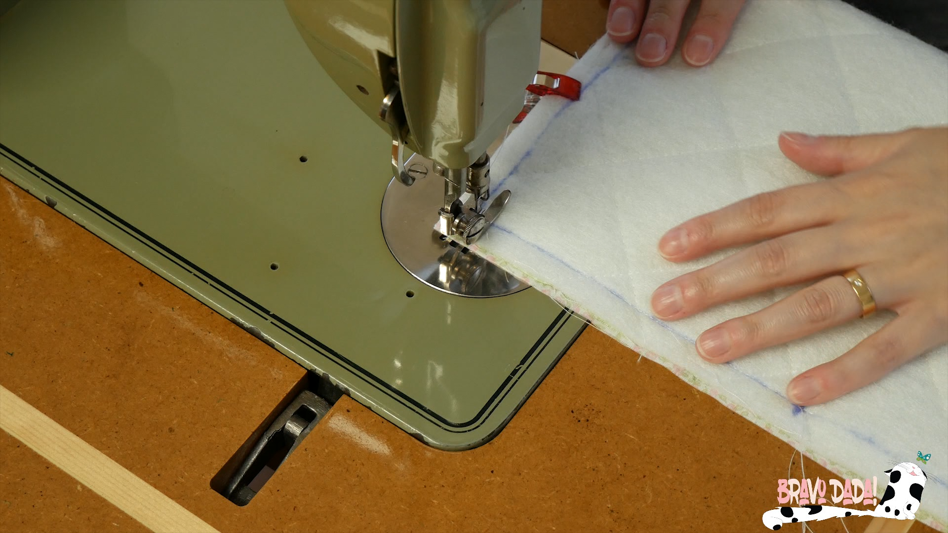 DIY How to Make a Quilted Fabric Bread Basket - Bravo Dada! Sewing ...