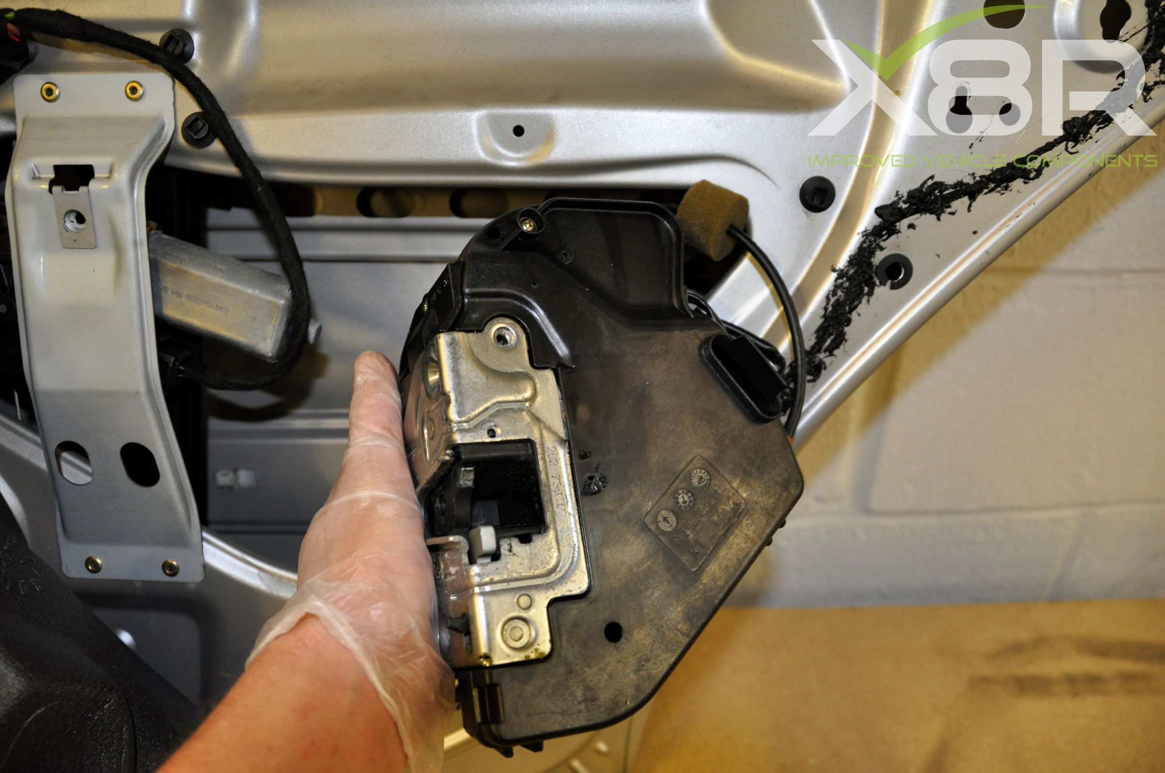 Mercedes C E CLK W203 W211 W209 Class Door Lock Actuator Spring Lock ...