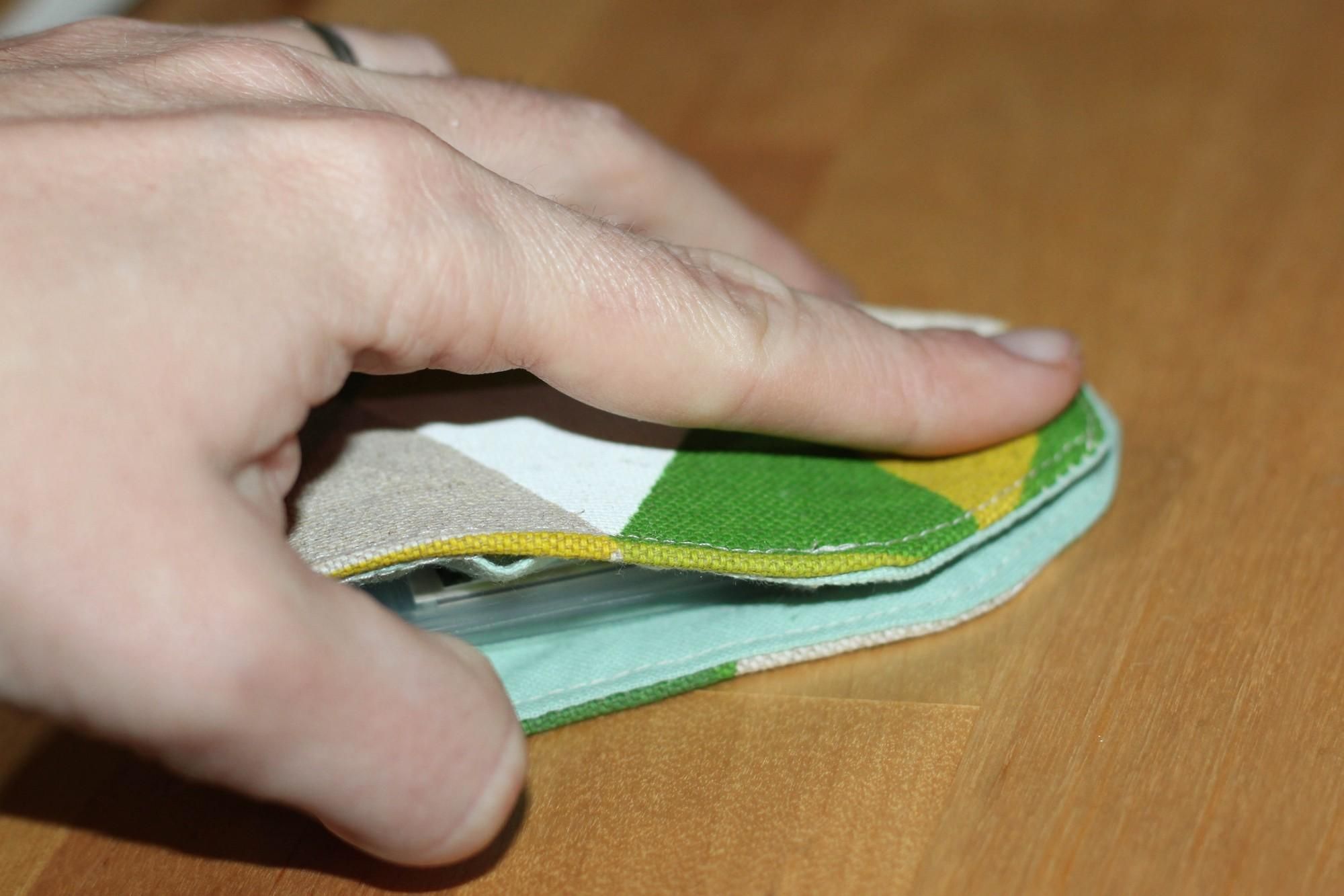 Keychain Photo Album : 6 Steps (with Pictures) - Instructables