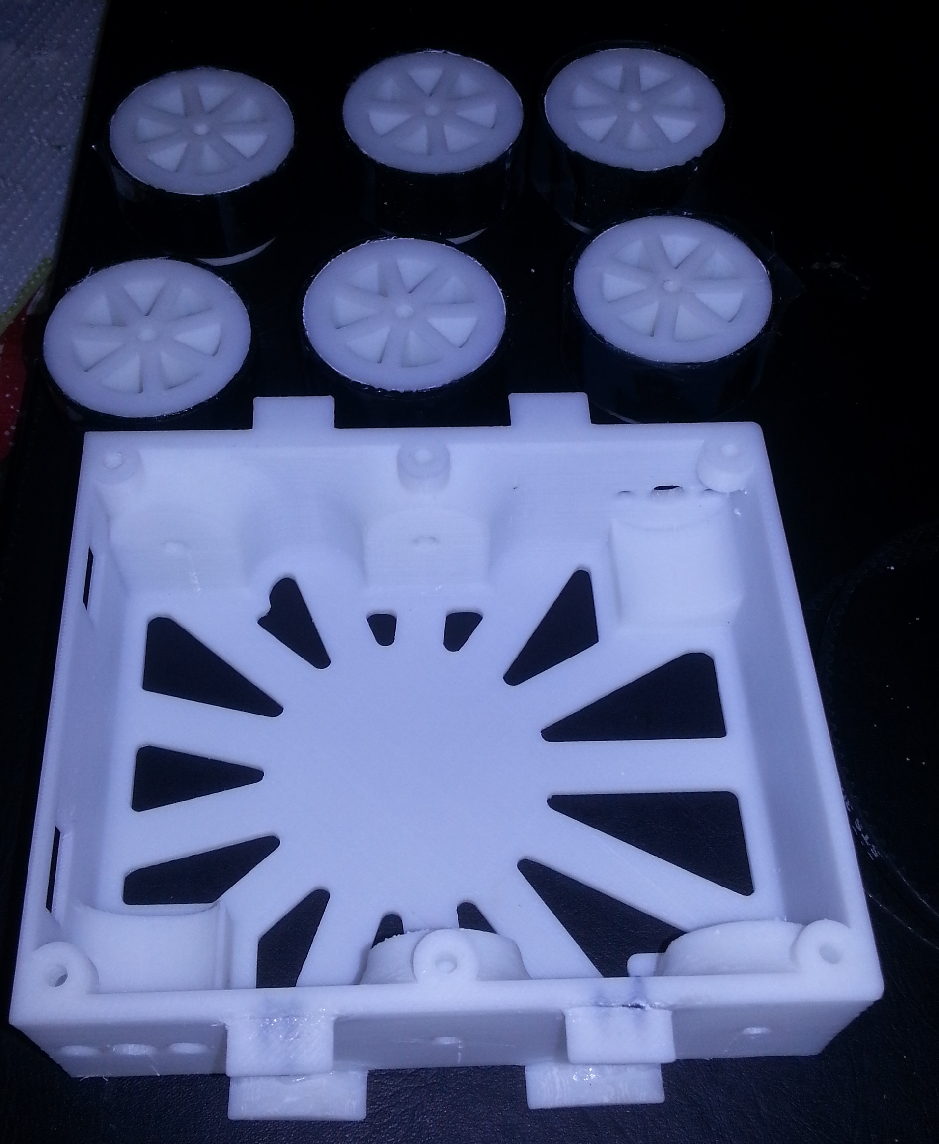 3D Printed Sumo Robot With High Traction Wheels : 8 Steps - Instructables
