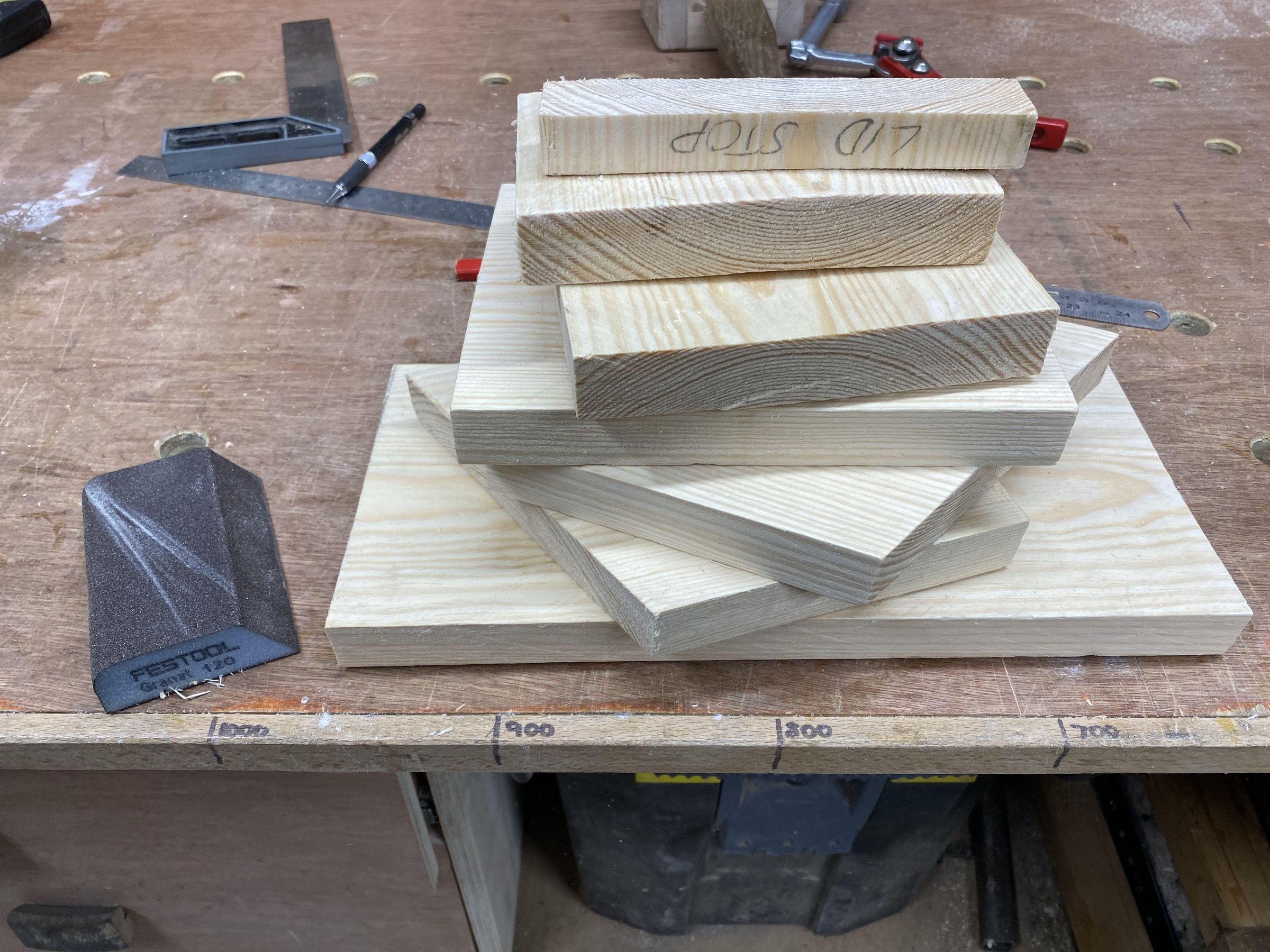 Single Plank Bat Box : 8 Steps (with Pictures) - Instructables