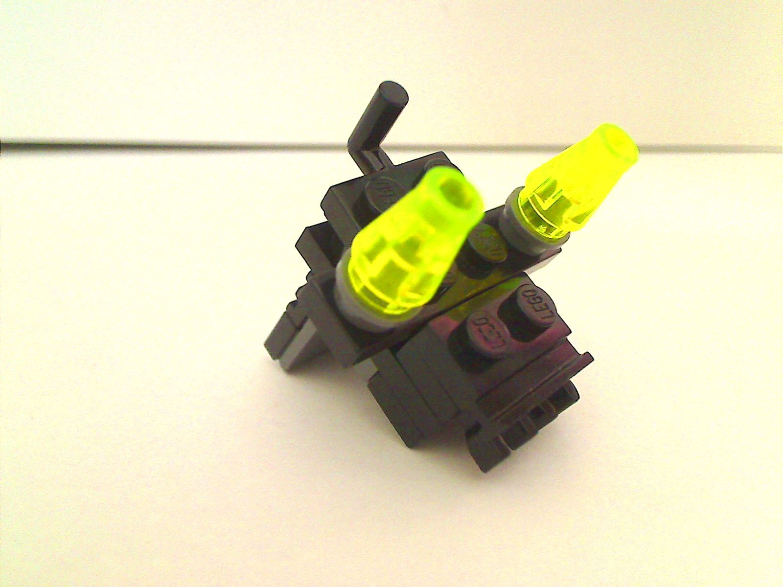 Real Steel ZEUS Out of Legos : 6 Steps (with Pictures) - Instructables