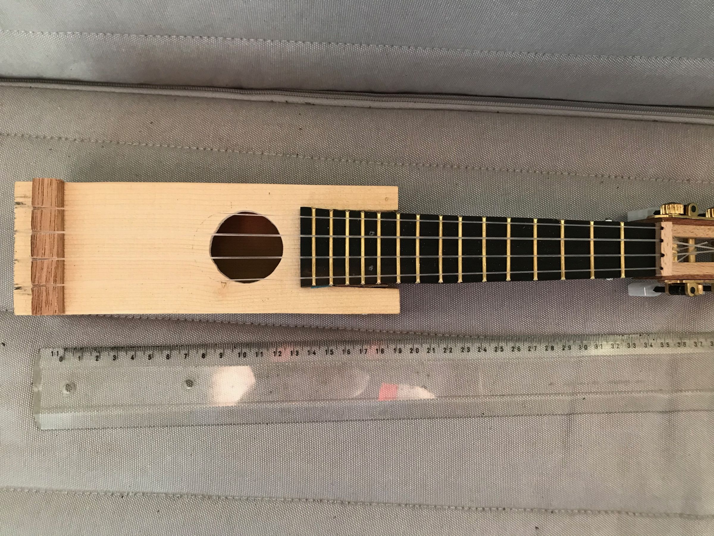 Pocket Sized Foldable Ukulele : 3 Steps - Instructables