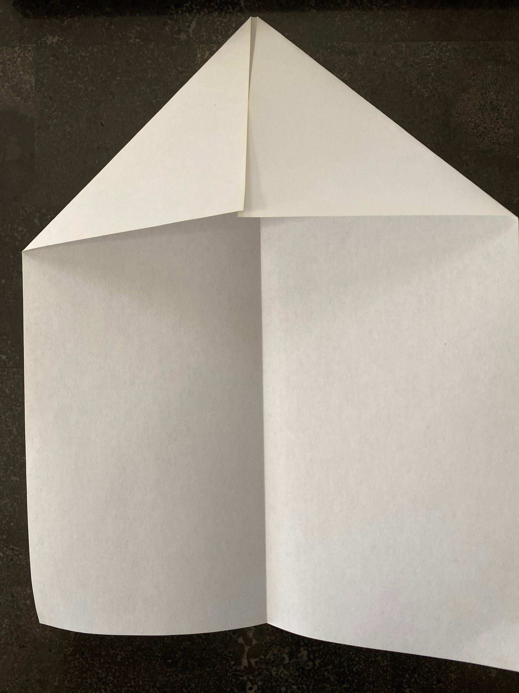 How to Make a Paper Airplane That Flies Far : 11 Steps - Instructables