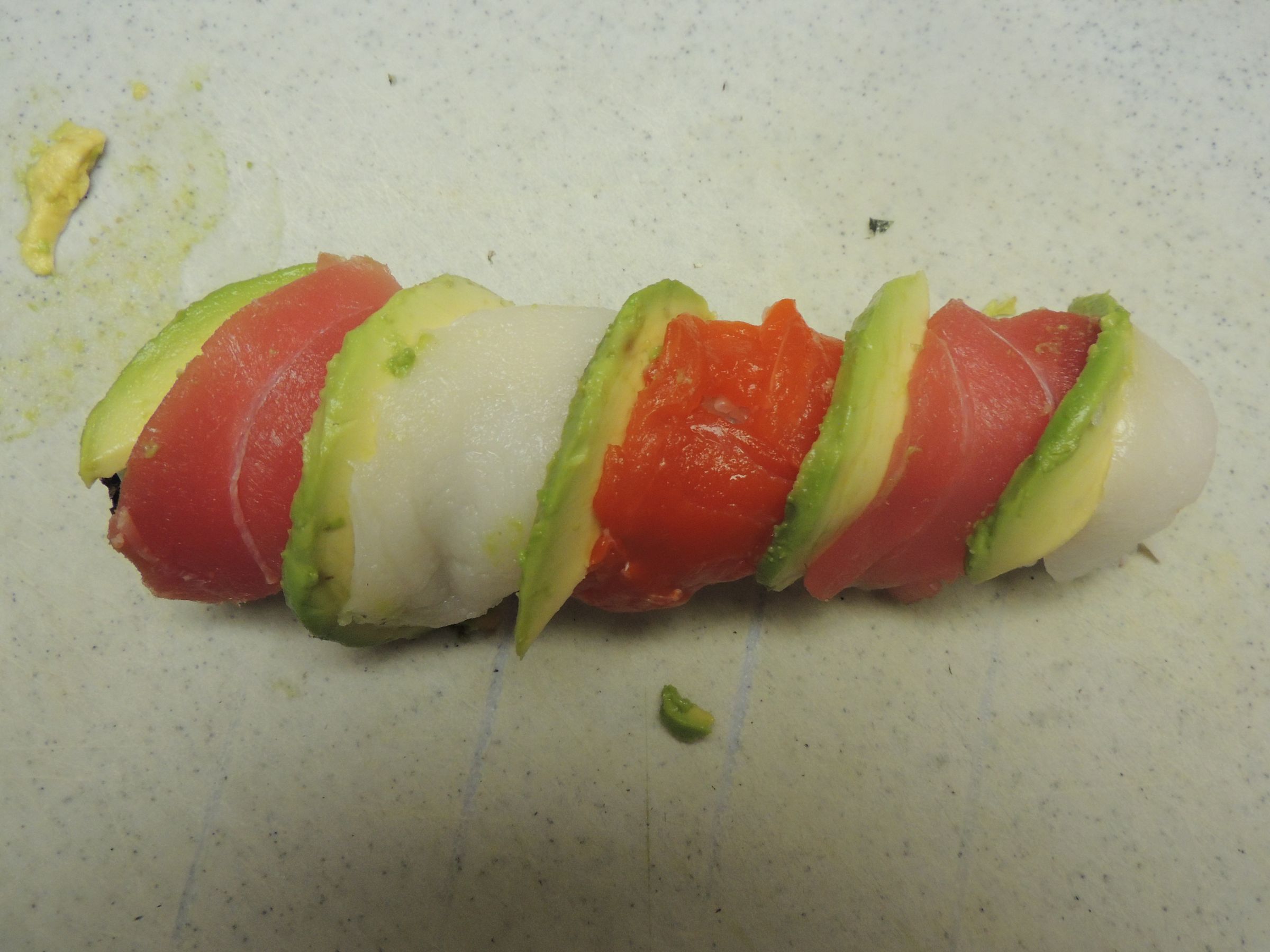Rainbow Roll (Sushi) : 6 Steps (with Pictures) - Instructables