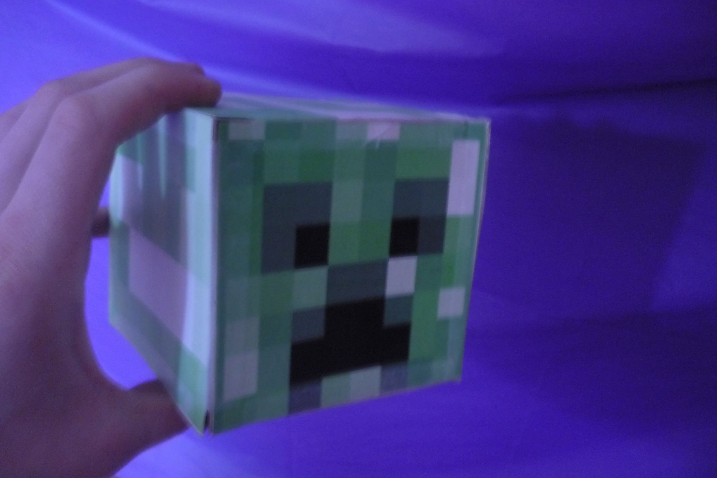 MineCraft Creeper Alarm Clock : 8 Steps - Instructables