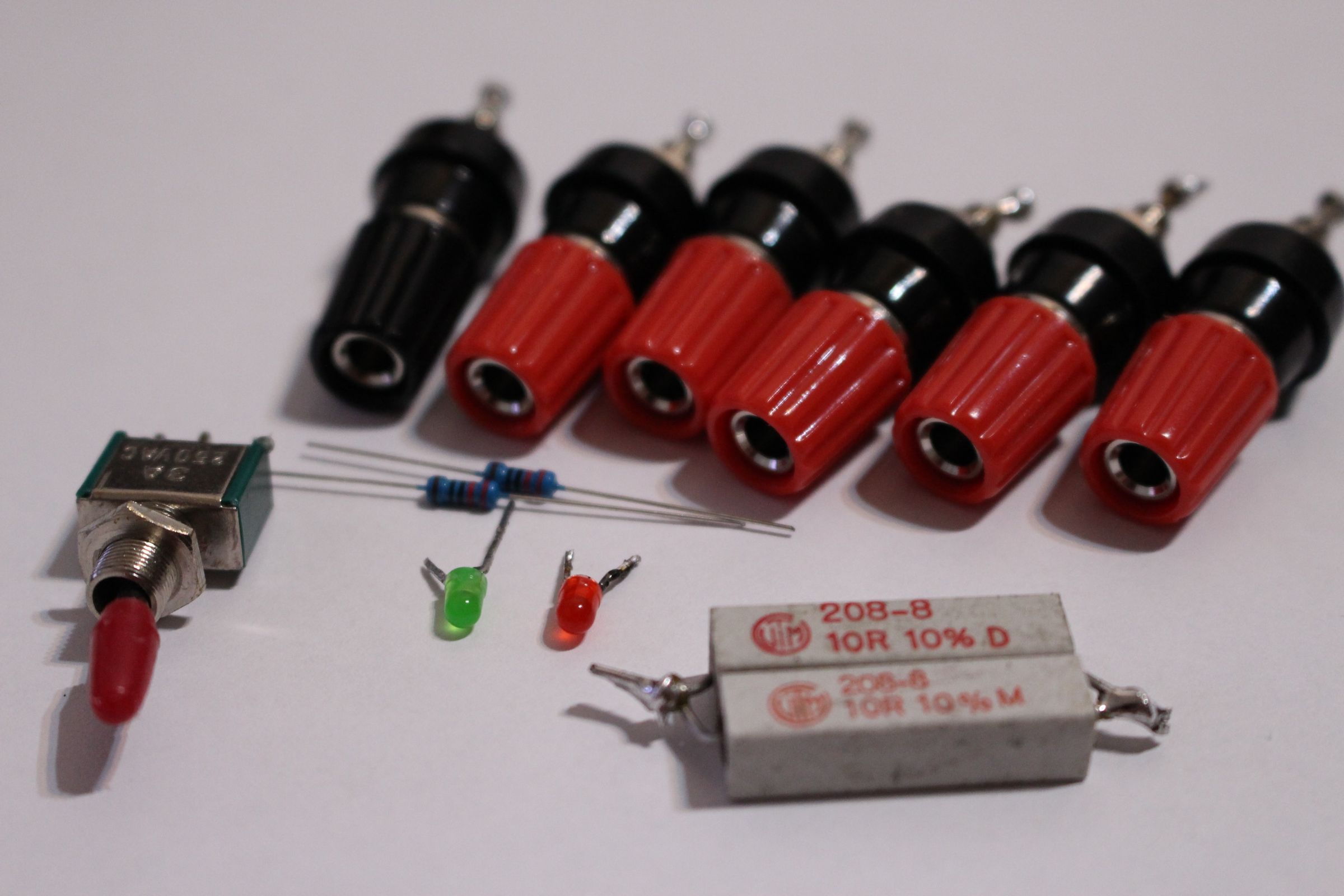 DIY Lab Bench Power Supply : 5 Steps - Instructables