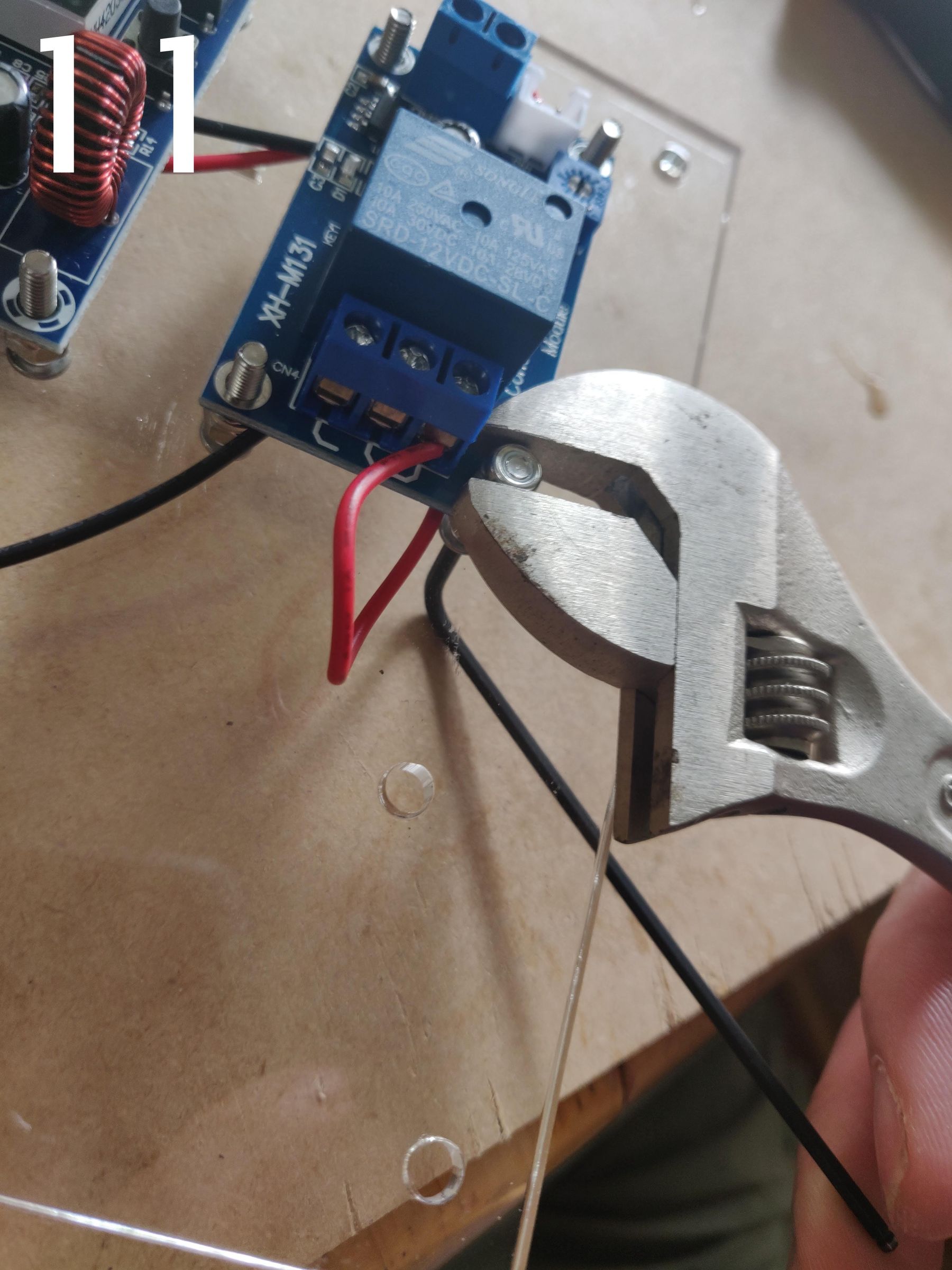 UV Light Trap for Insect Collecting : 8 Steps (with Pictures ...