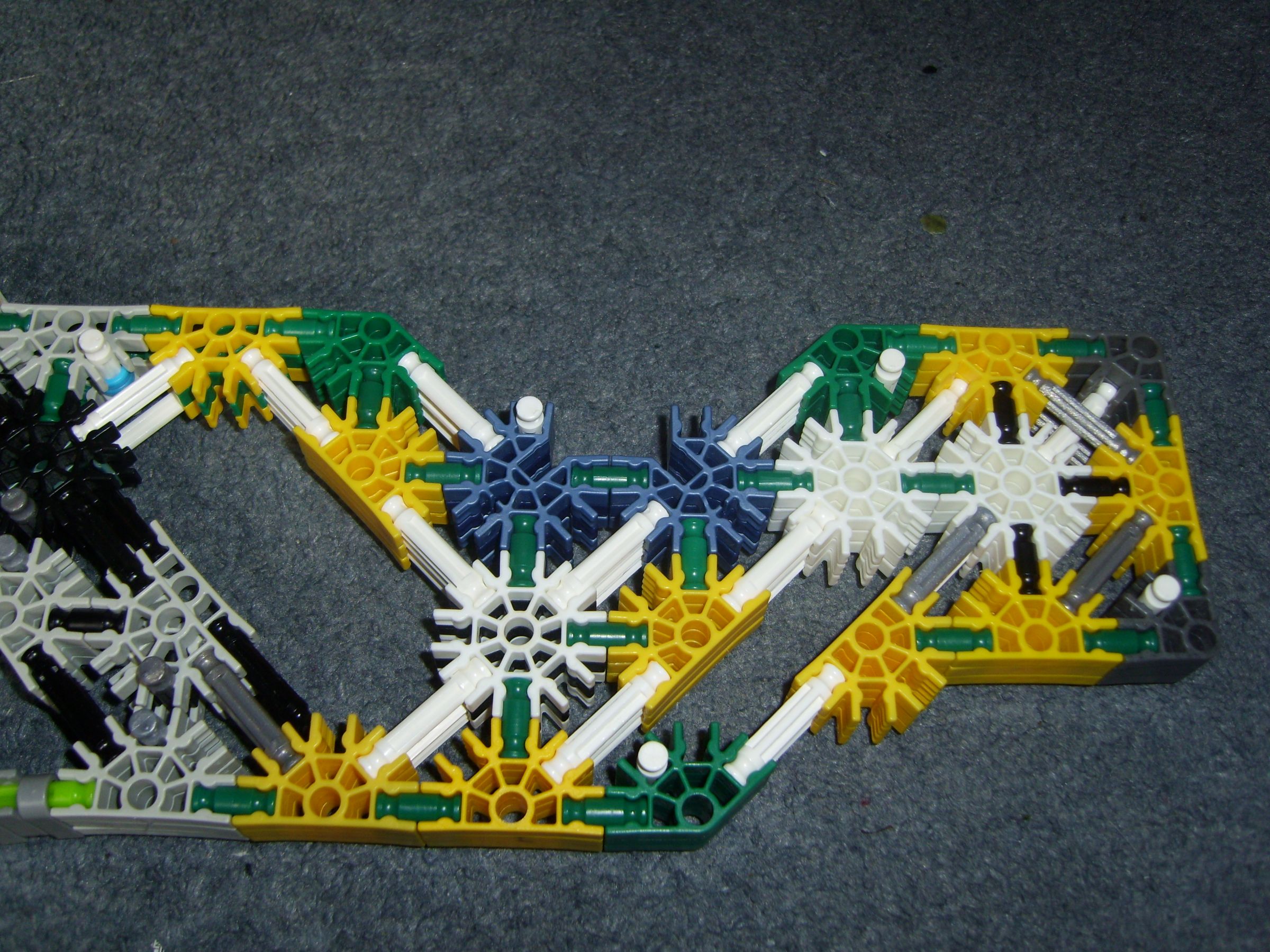 Knex Rhino V1 - Instructables