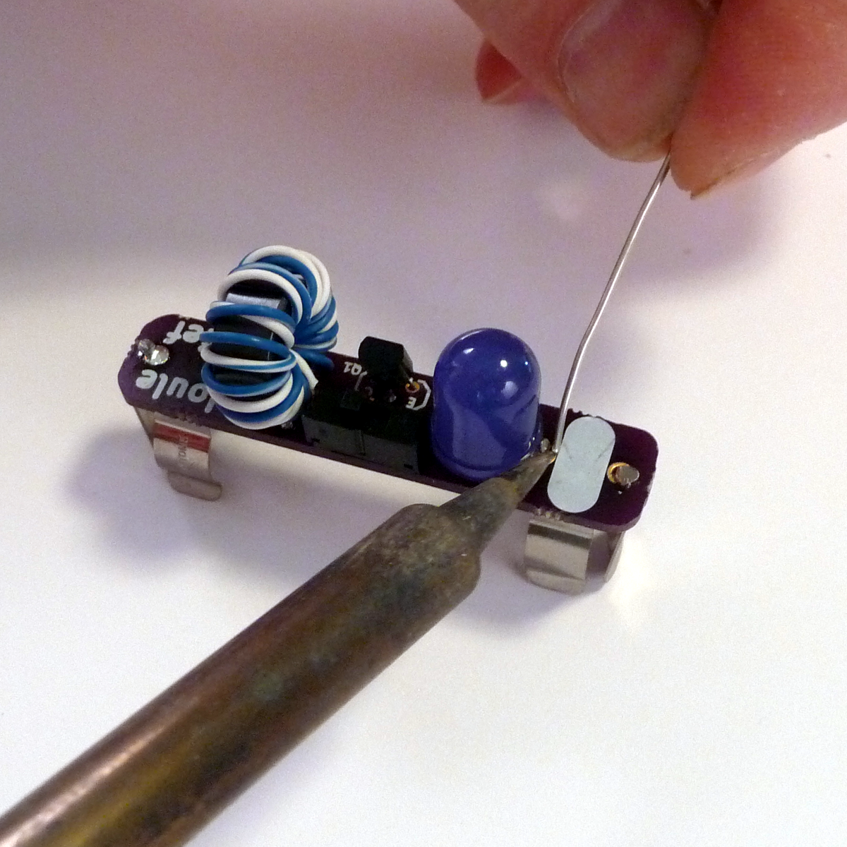 Easy Joule Thief Soldering Project : 5 Steps - Instructables