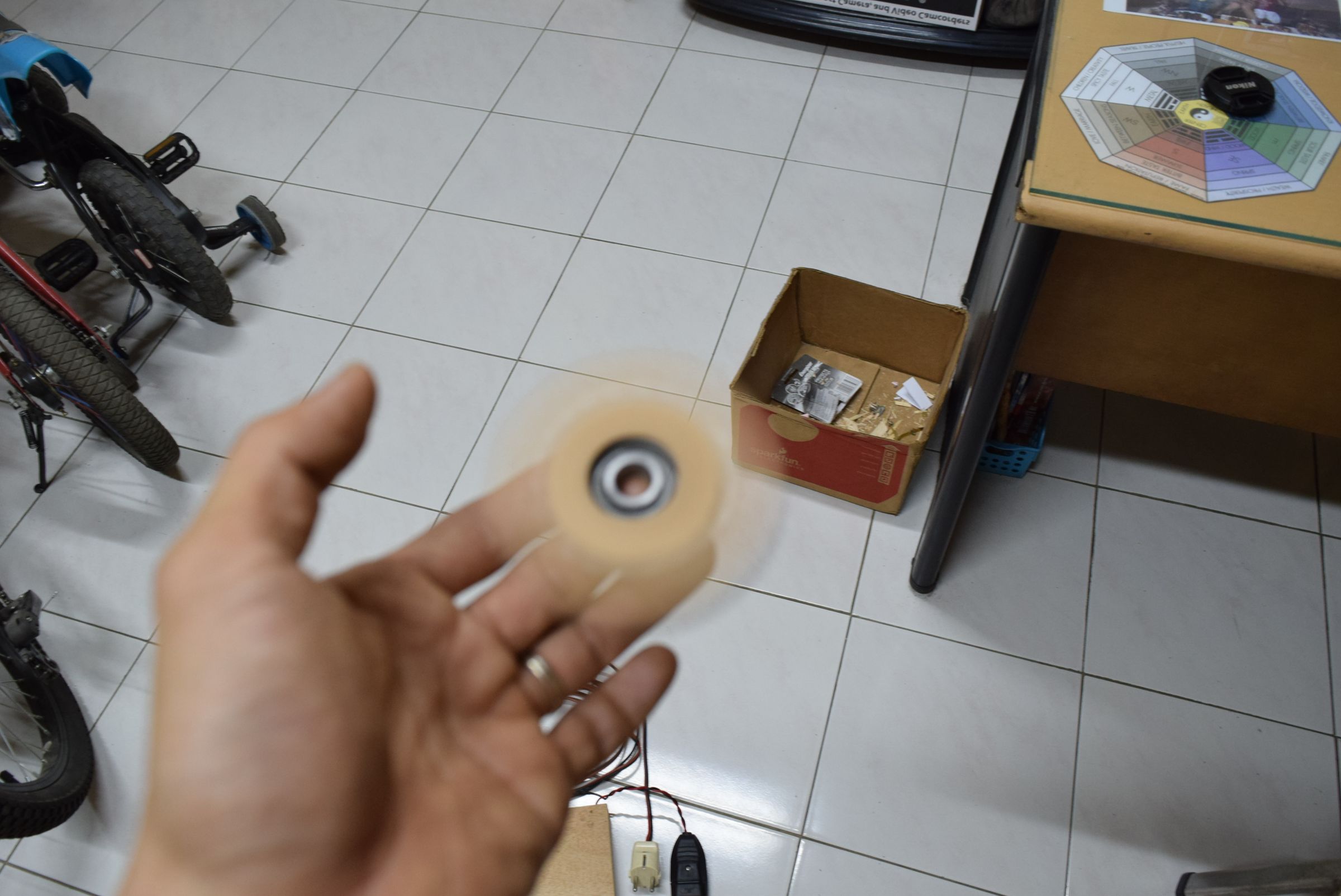 Fidget Switch : the Power Is in Your Hands : 9 Steps (with Pictures ...