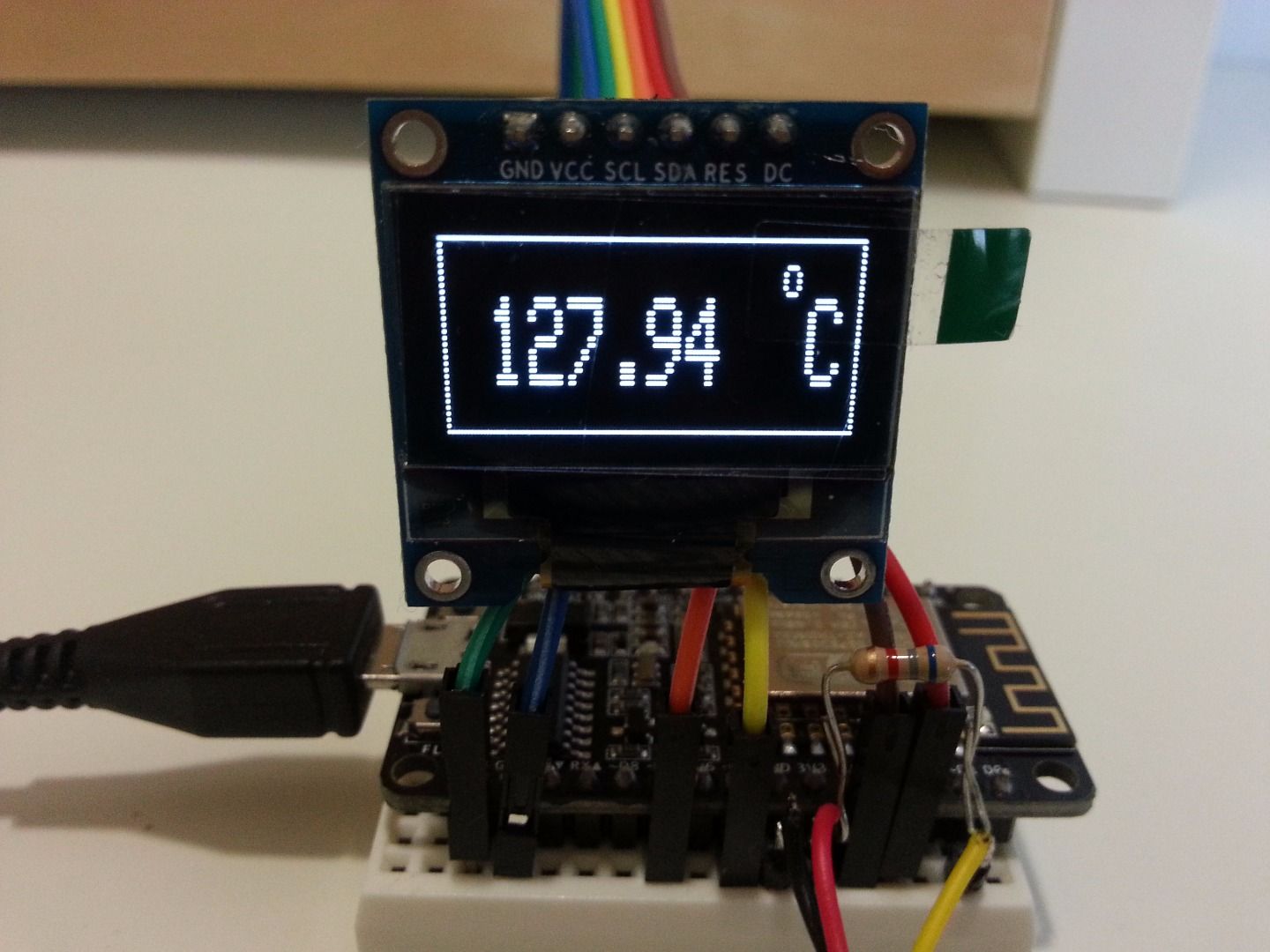 Digital Thermometer on OLED Display Using ESP8266 ESP-12E NodeMCU and ...