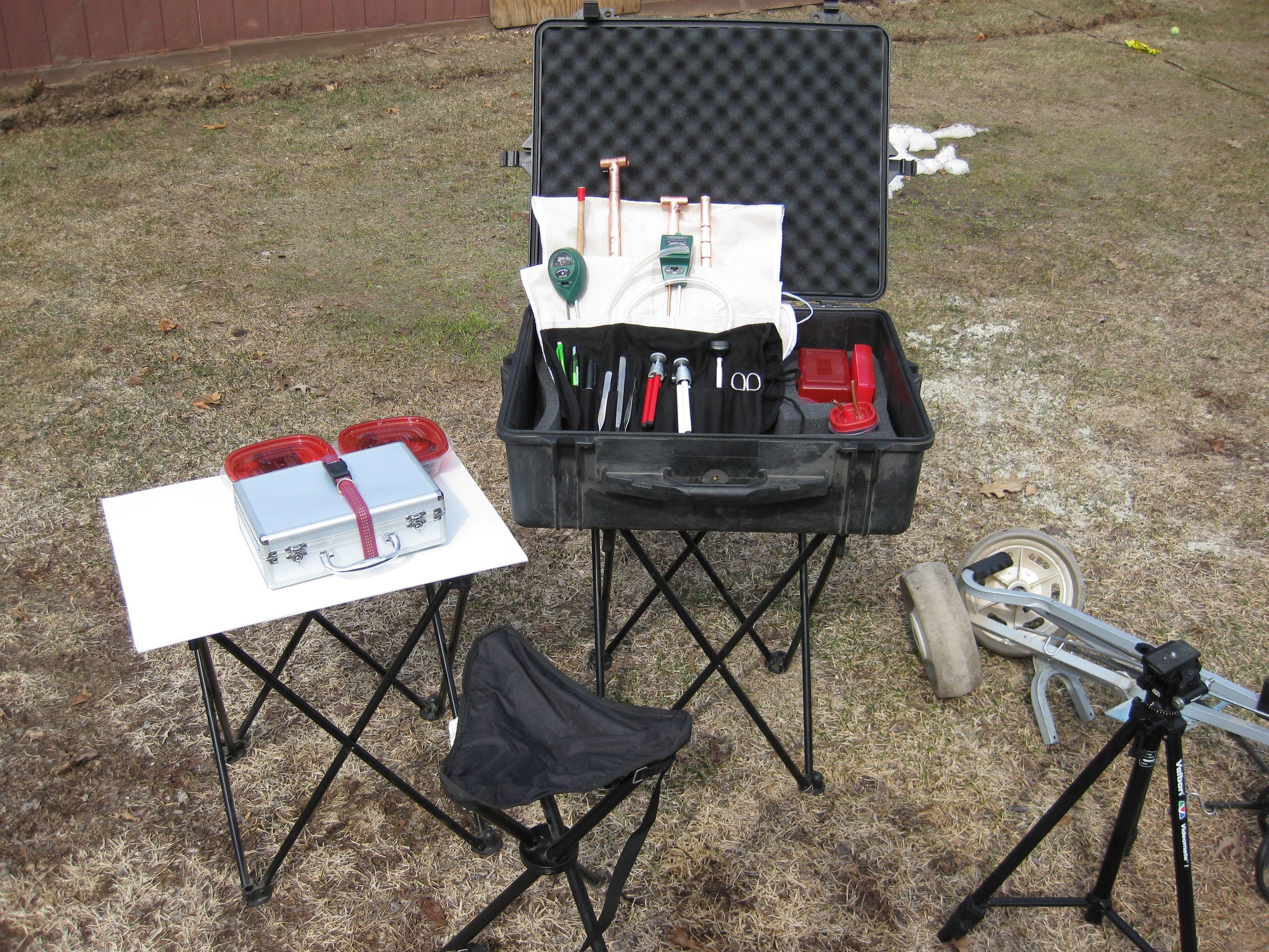 PORTABLE ANT STUDY FIELD WORKSTATION : 9 Steps - Instructables