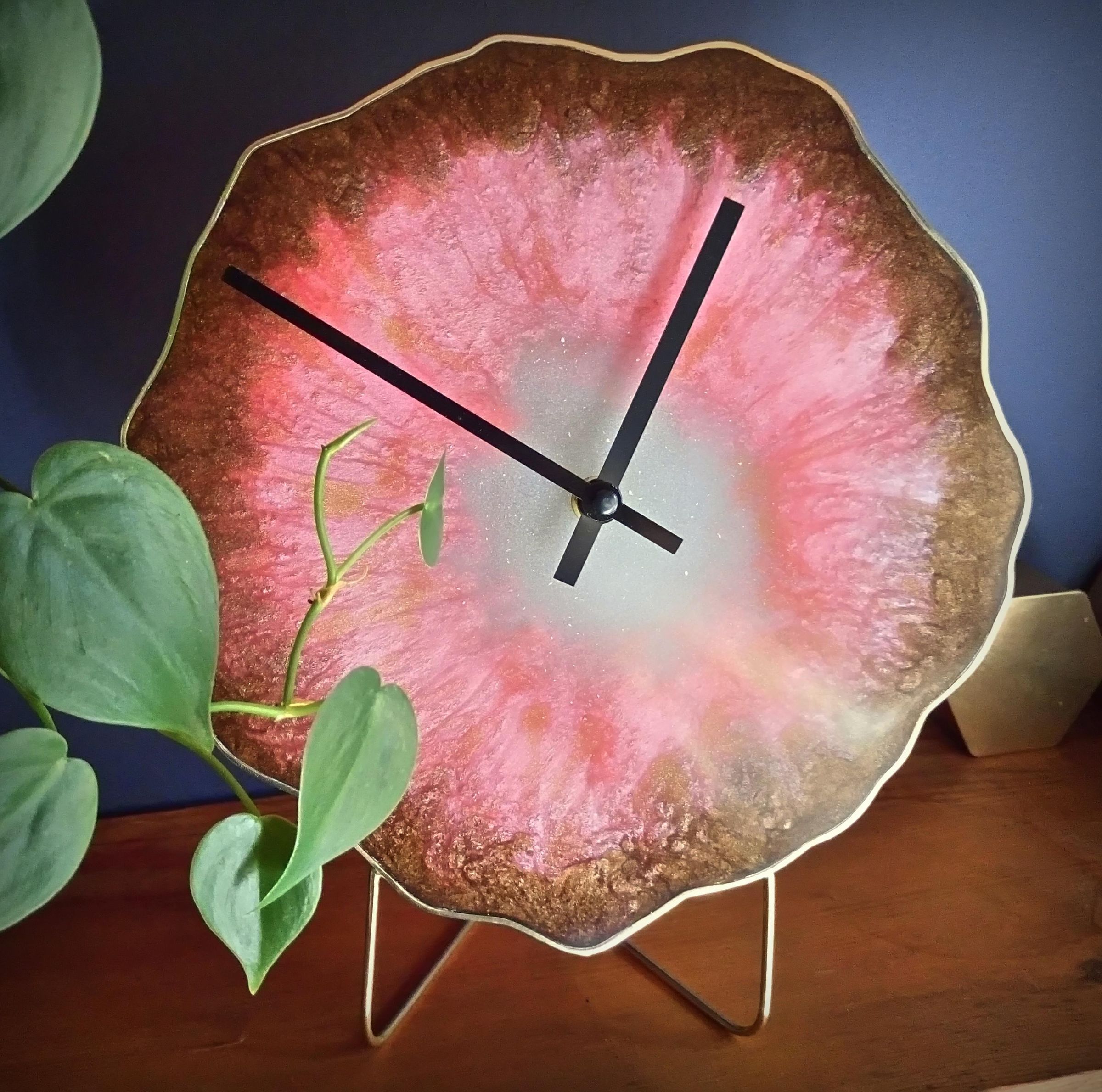 Geode Slice Clock : 8 Steps (with Pictures) - Instructables