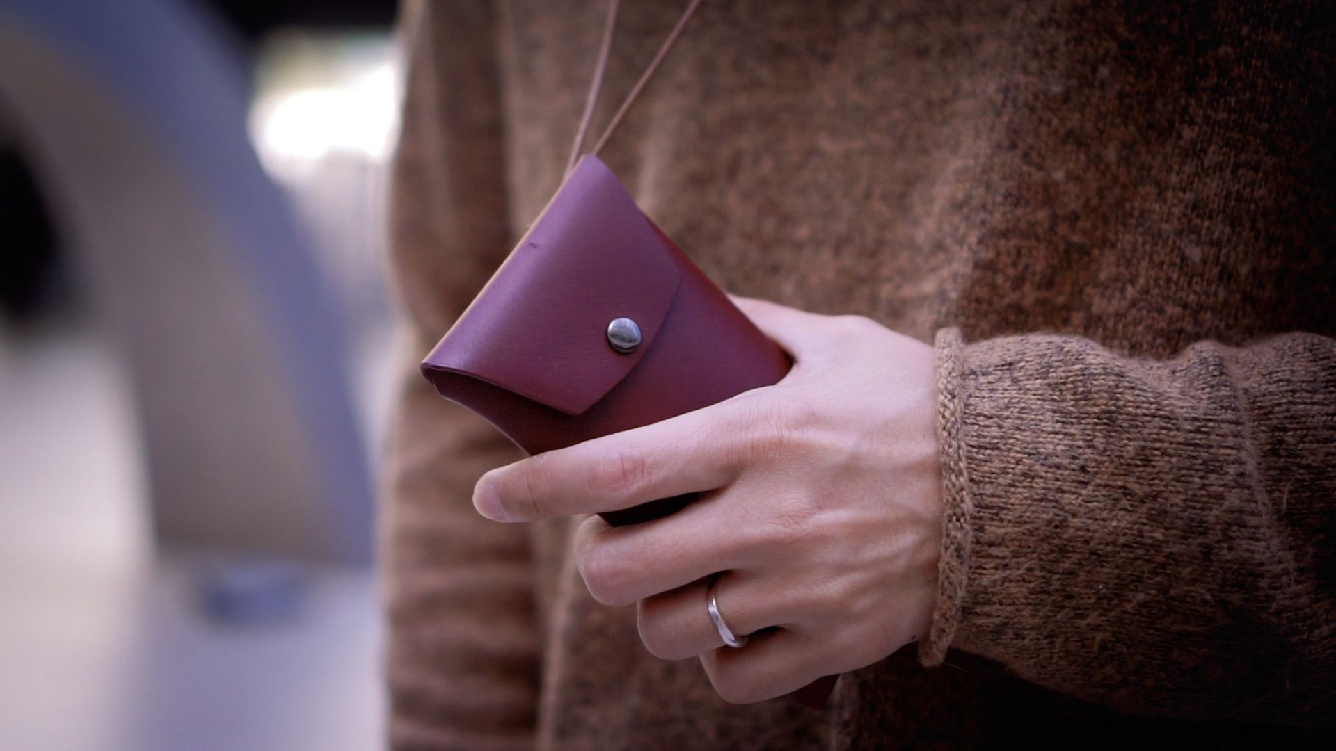 Leather Phone Neck Pouch : 15 Steps (with Pictures) - Instructables