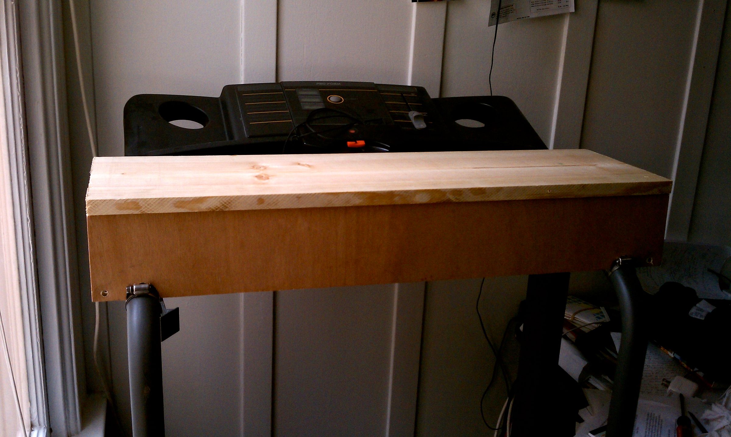 Freestanding Collapsible Treadmill Desk : 6 Steps - Instructables