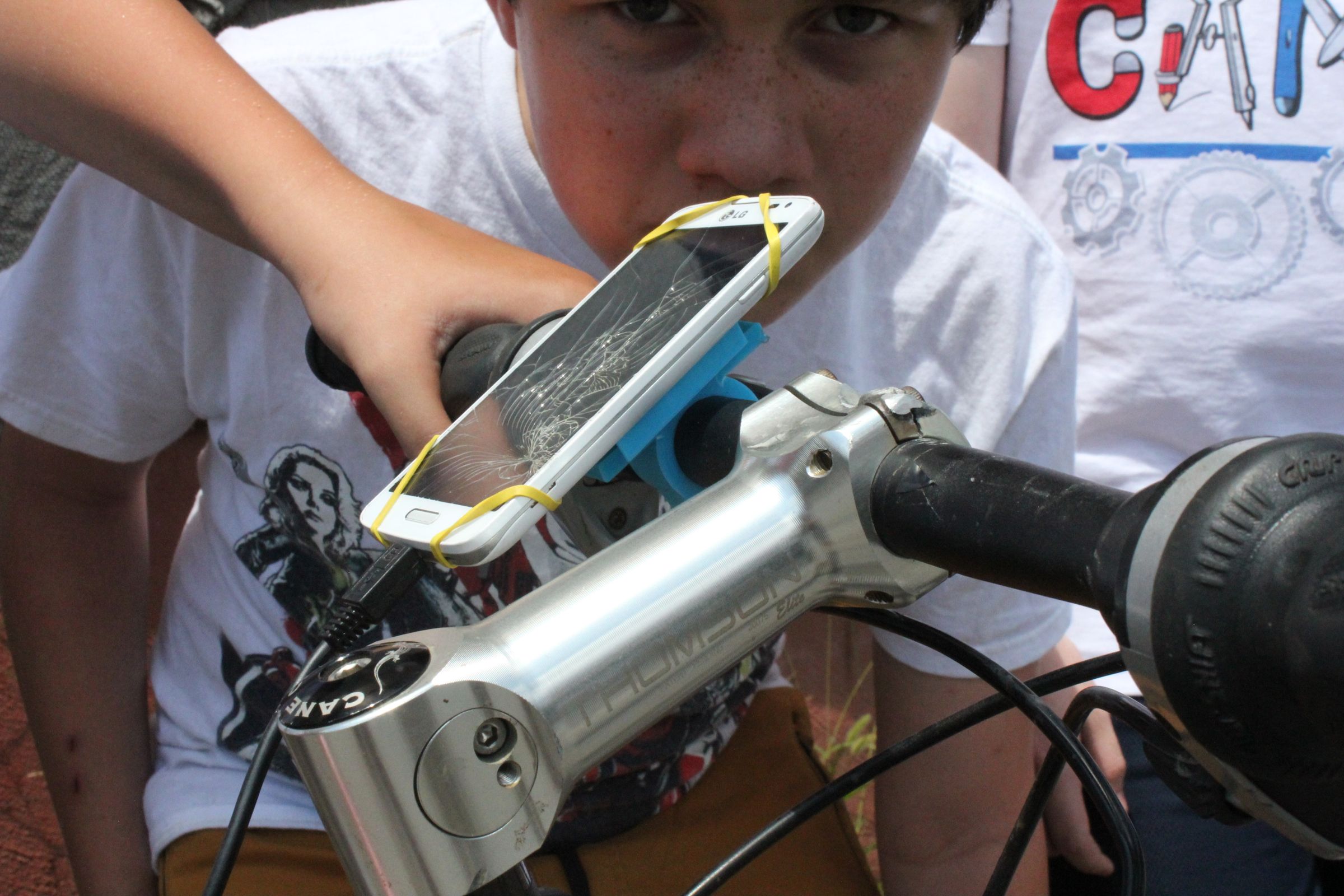 Bike Powered Phone Charger : 6 Steps (with Pictures) - Instructables