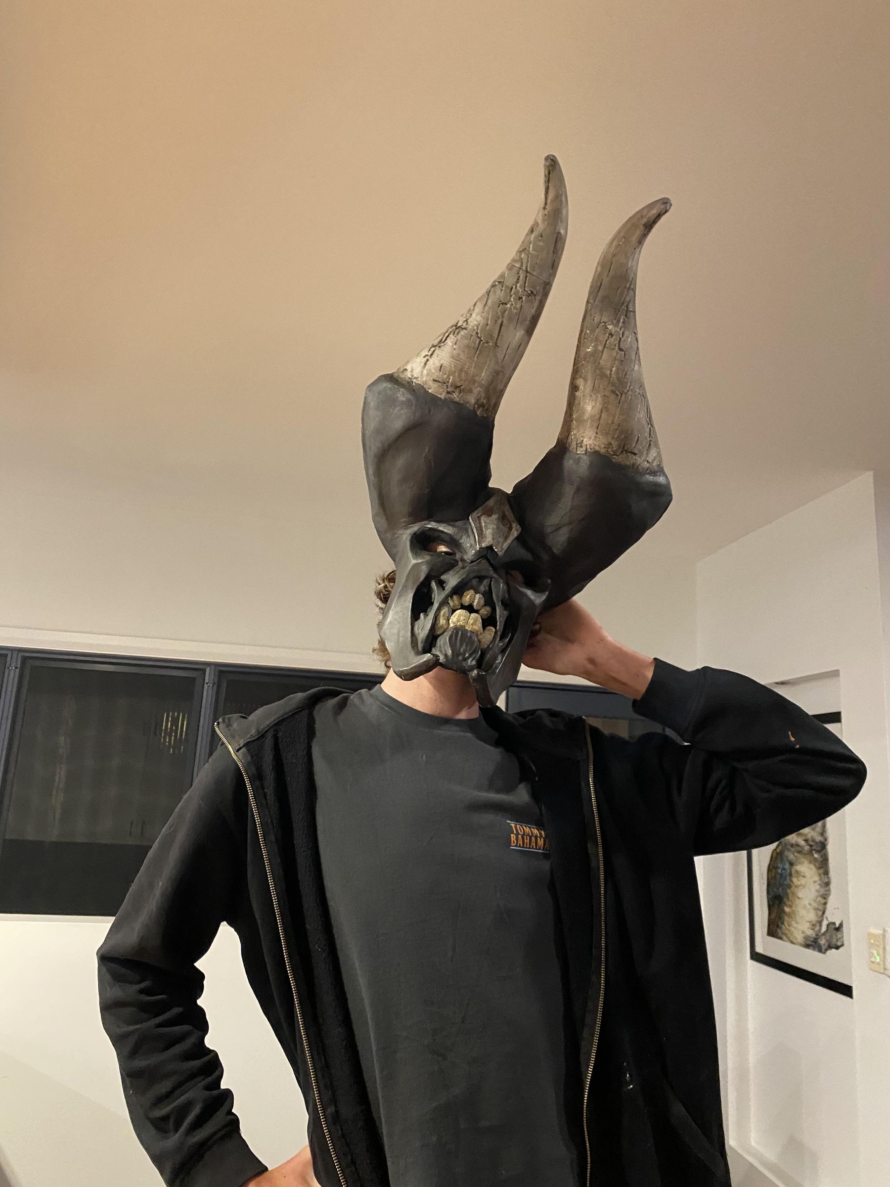 Monster Mask (Meter Tall) : 22 Steps (with Pictures) - Instructables