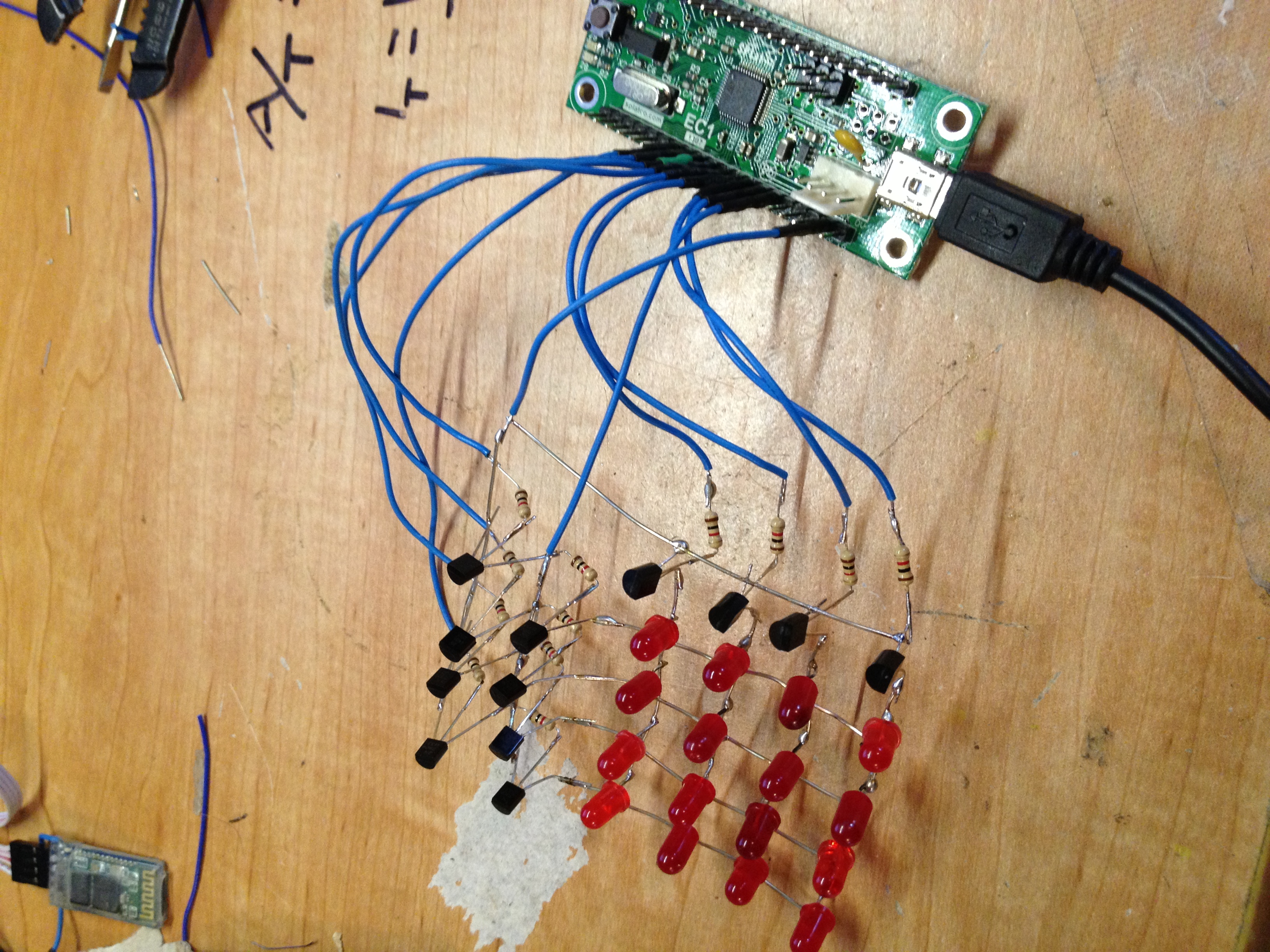 Bluetooth Controlled 4X4 Led Matrix Using a SPLat EC1 PLC : 10 Steps - Instructables