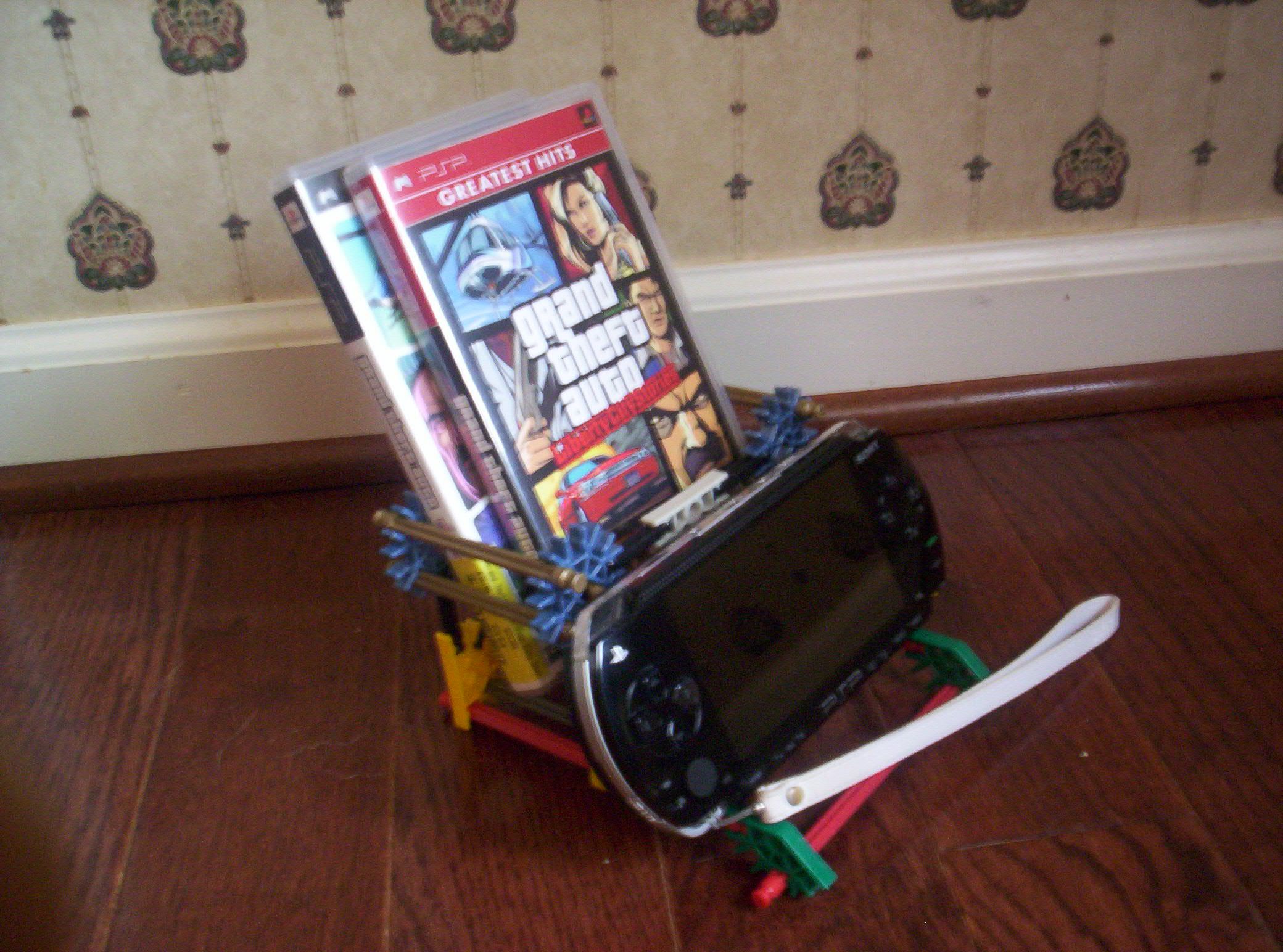 Simple PSP Consol and Game Holder by Bannana Inventor : 3 Steps ...