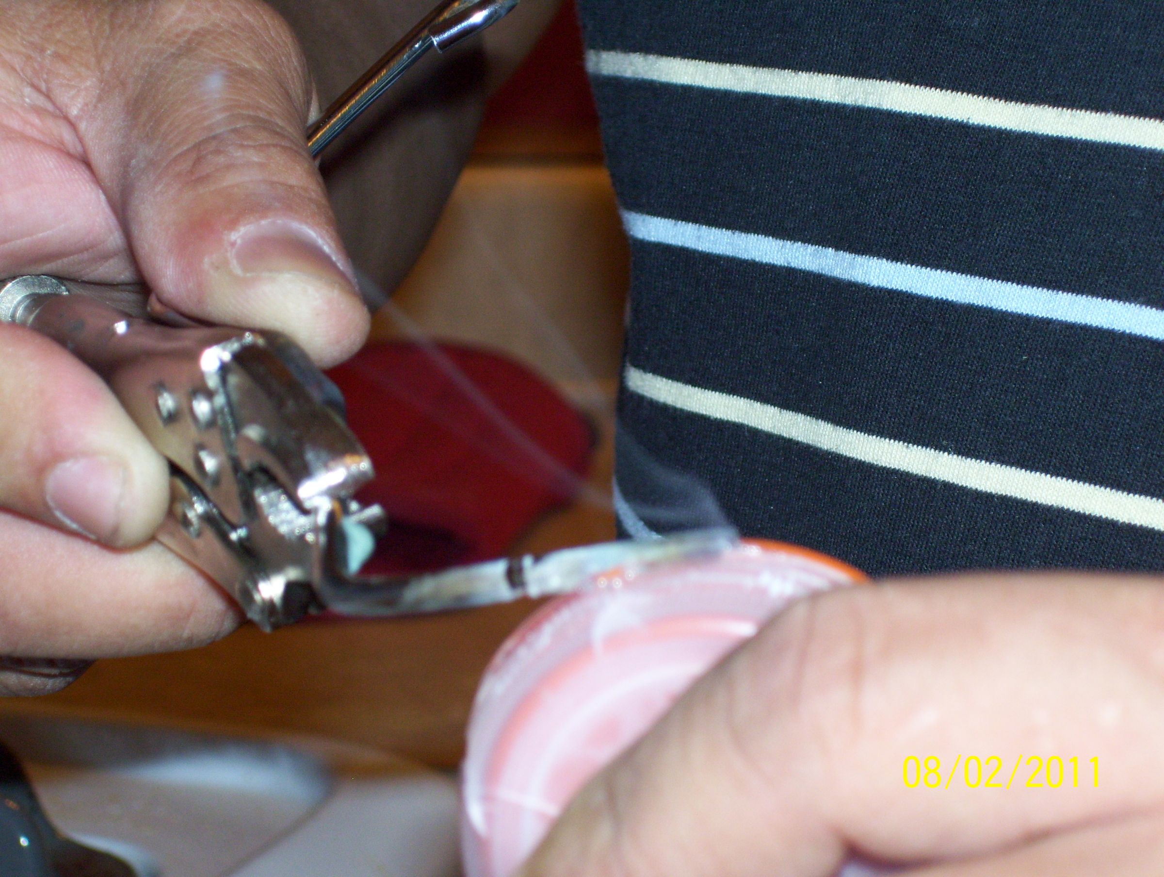 DIY Gatorade Cap Keeper : 9 Steps - Instructables