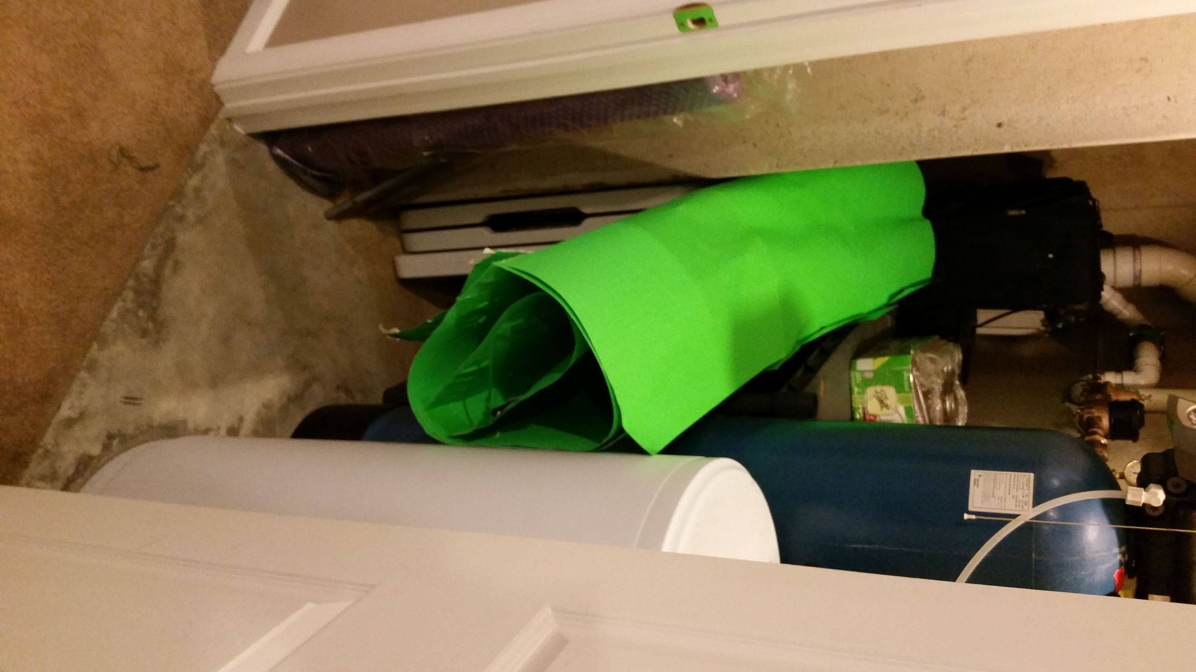 Low Budget Green Screen : 3 Steps - Instructables