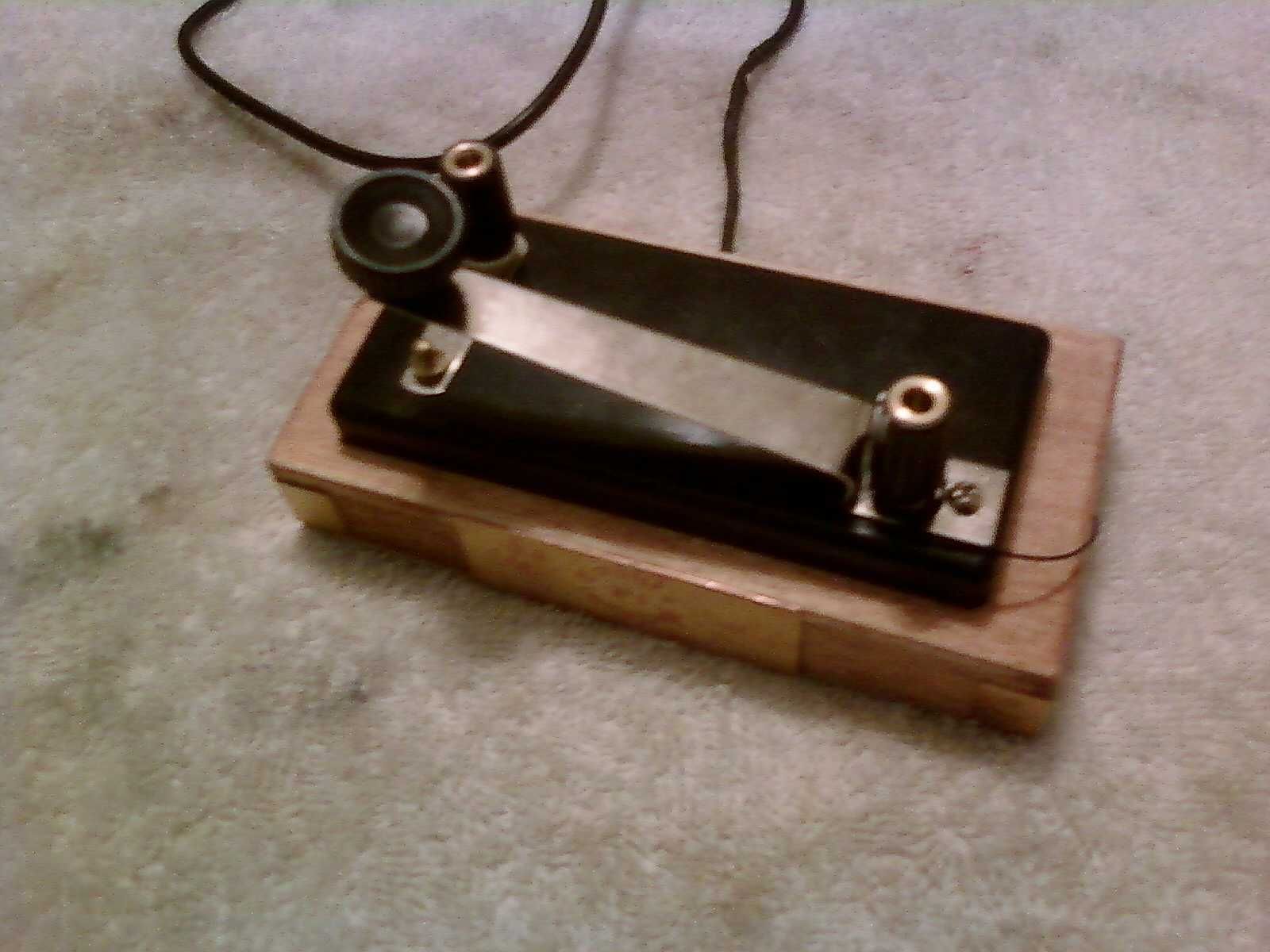 The Locusograph, a Steampunk Telegraph Key Mouse Mod : 9 Steps ...