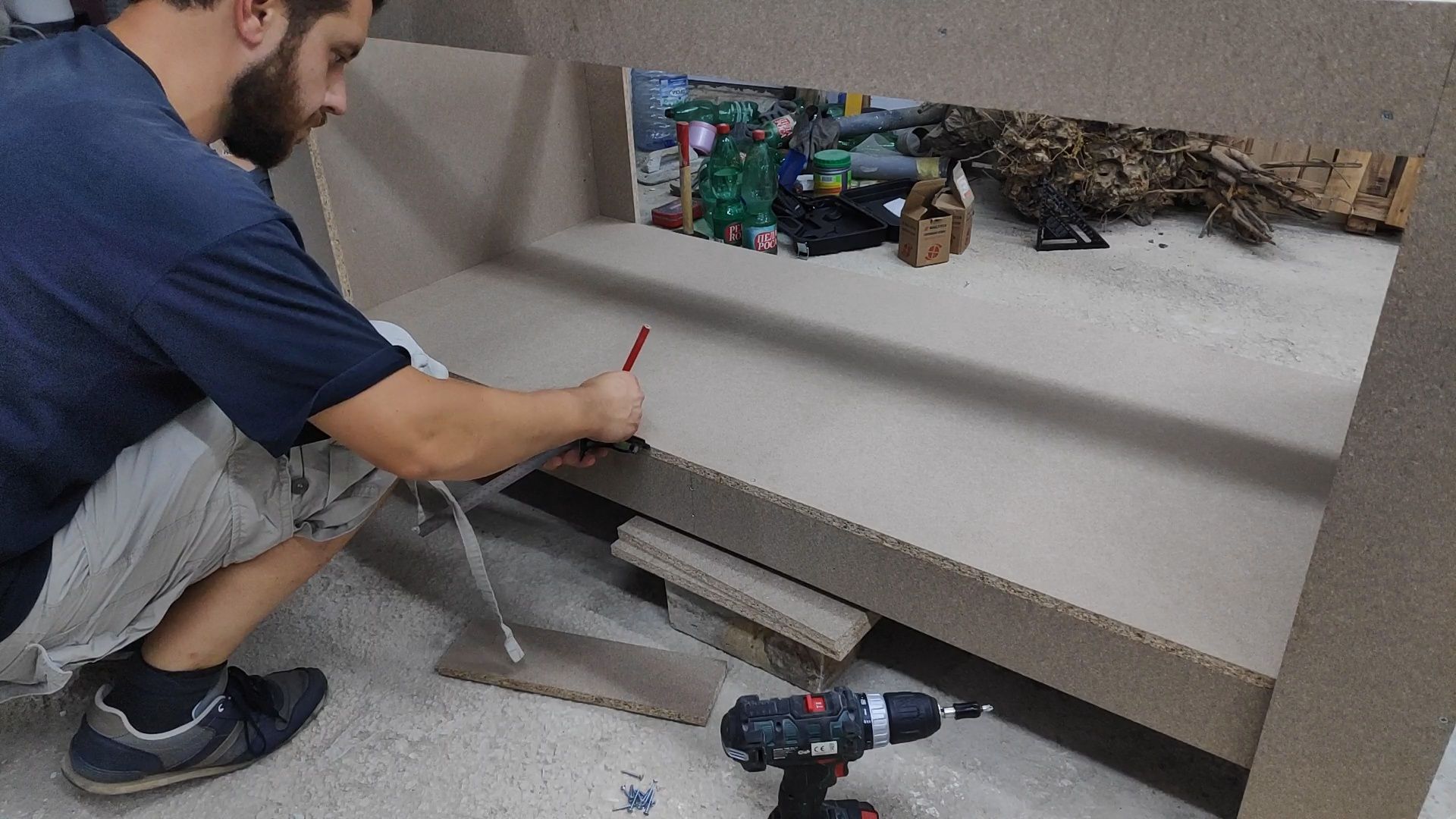 Less Than $50 Particleboard Workbench : 9 Steps (with Pictures ...