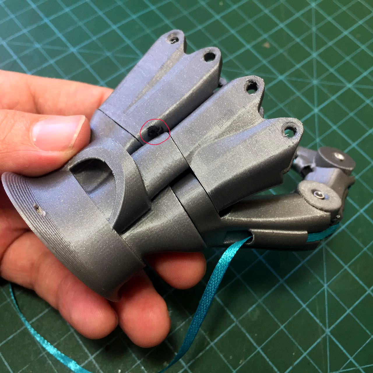 3D Printed Bionic Hand Skeleton : 8 Steps (with Pictures) - Instructables