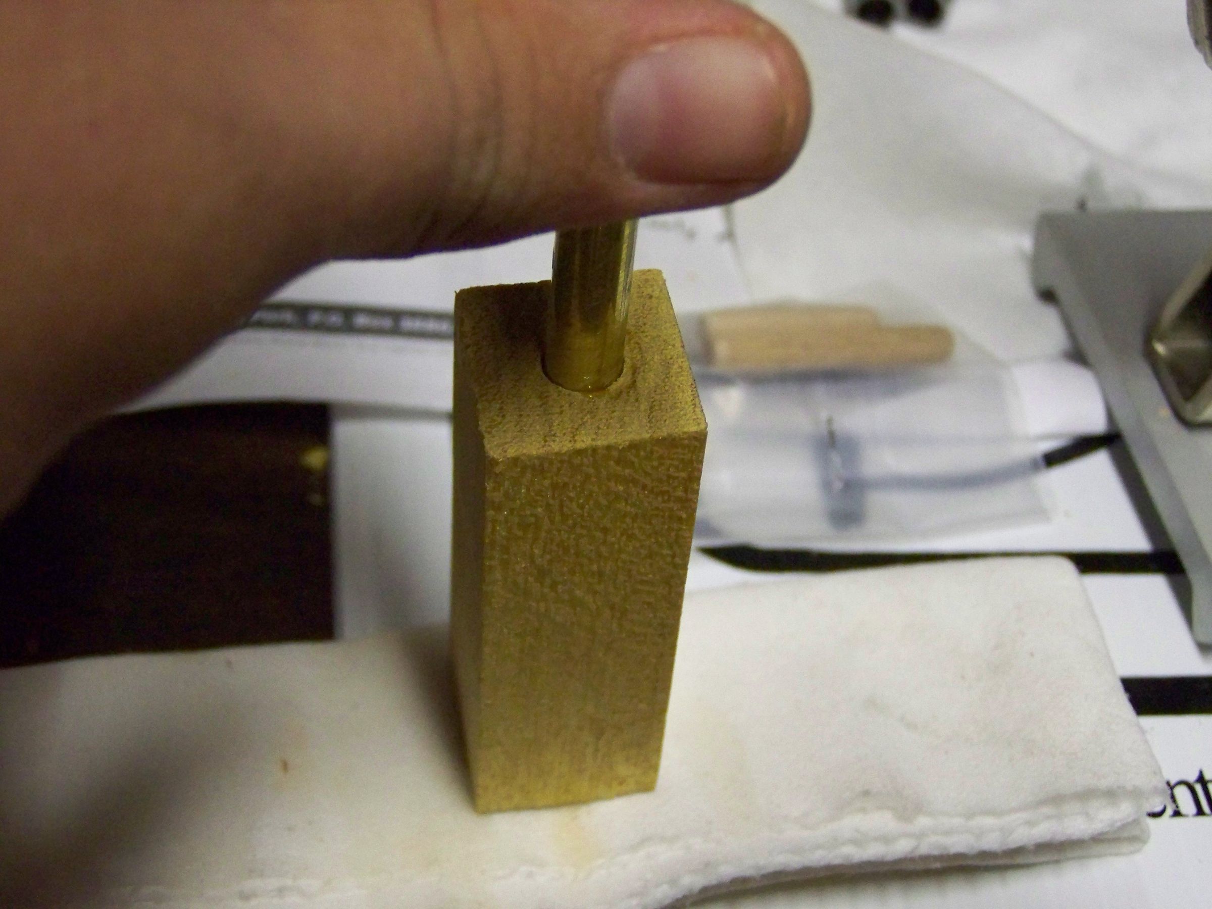 How to Turn a Wooden Pen on a Lathe : 11 Steps (with Pictures ...