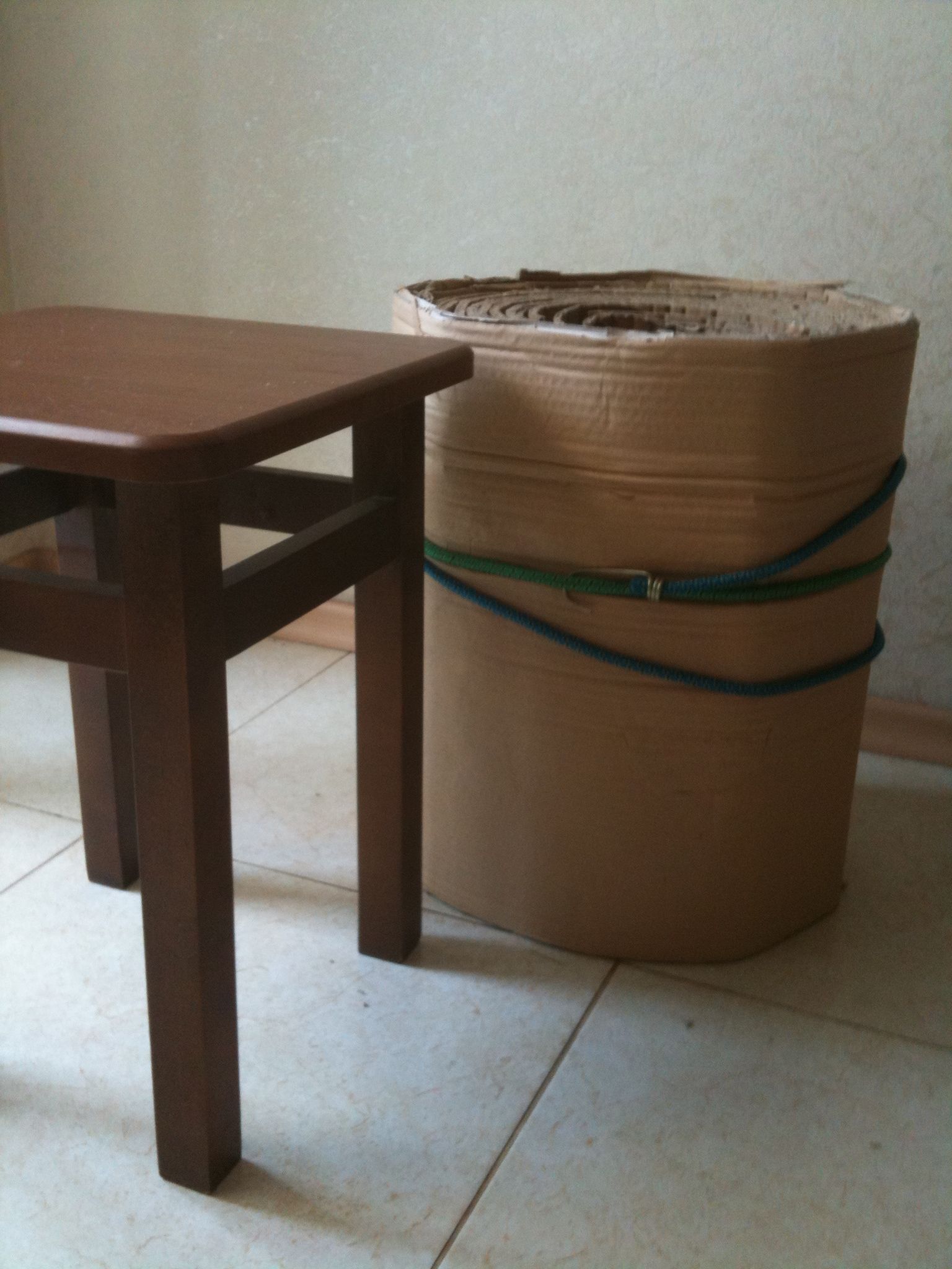 Cardboard Stool : 5 Steps - Instructables