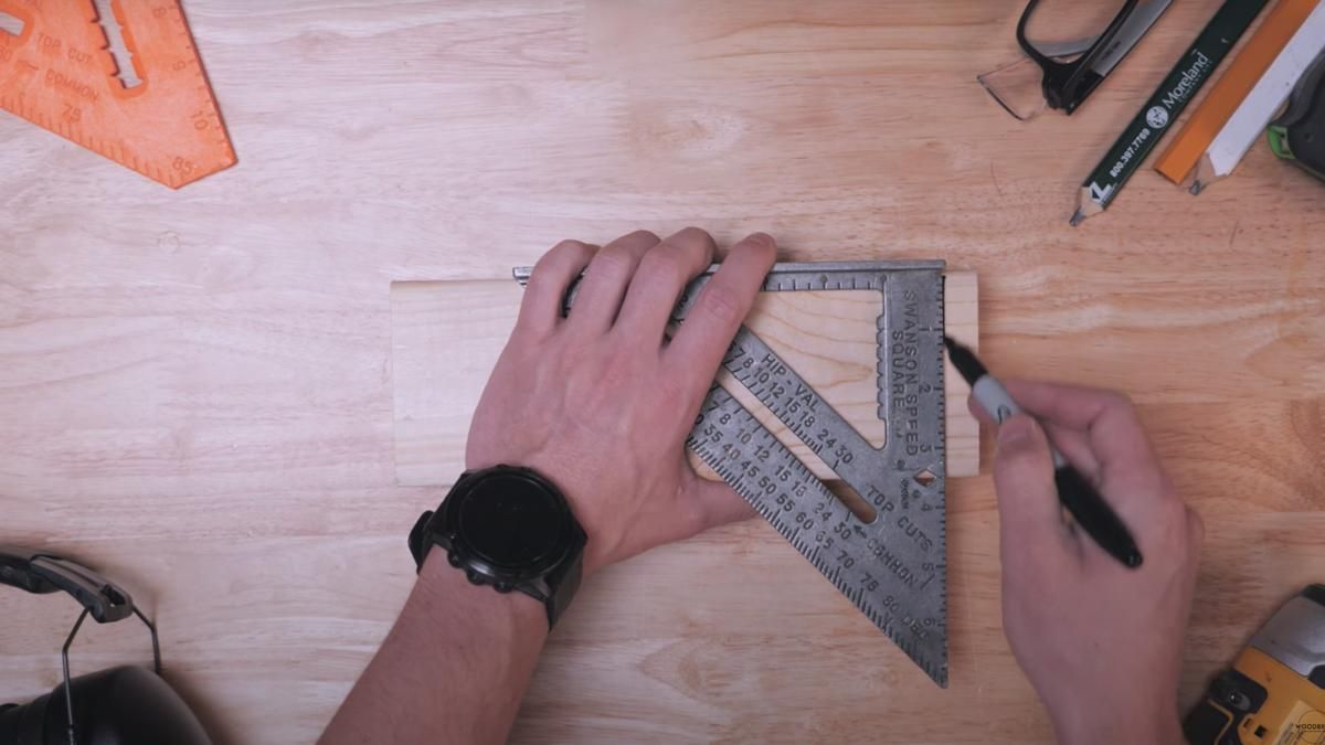 How to Use a Speed Square | the Basics : 14 Steps (with Pictures ...