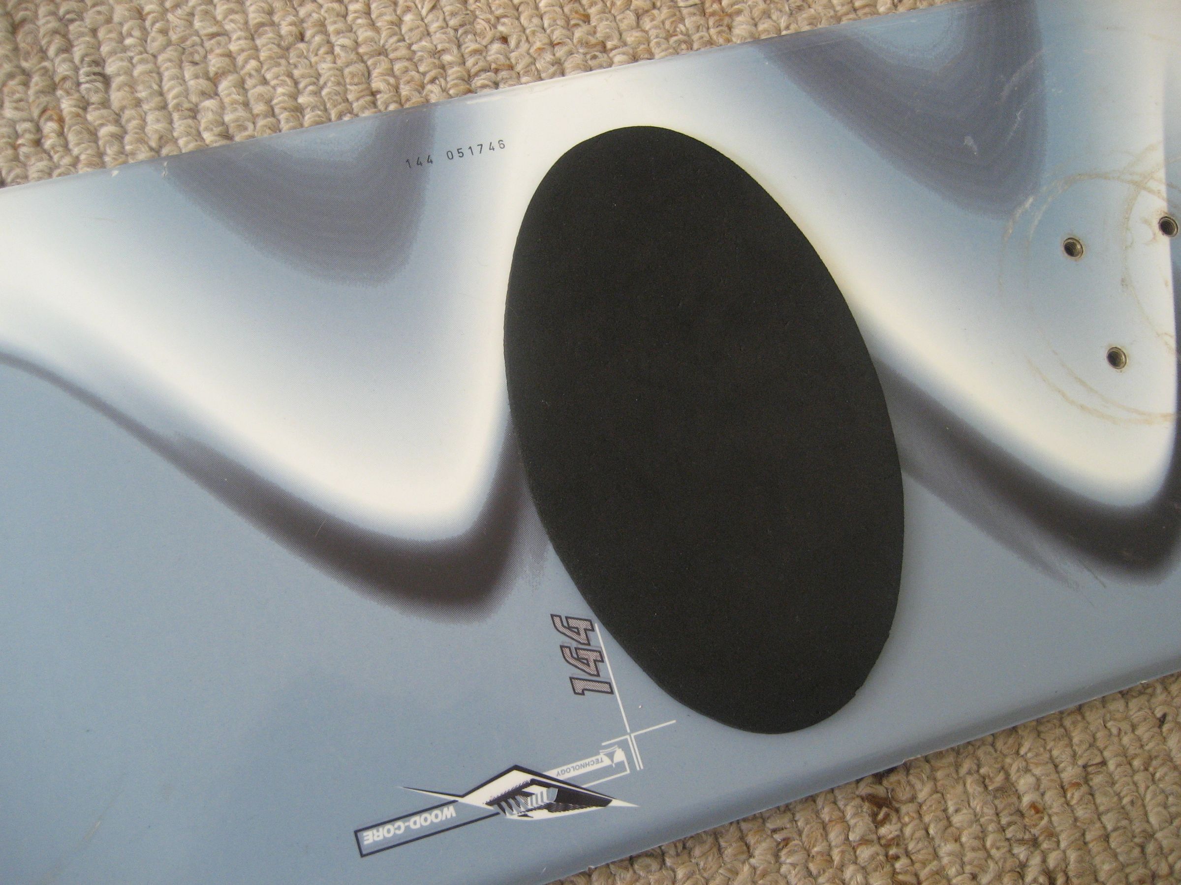 Redesign Your Snowboard With Self-adhesive Foil : 7 Steps - Instructables