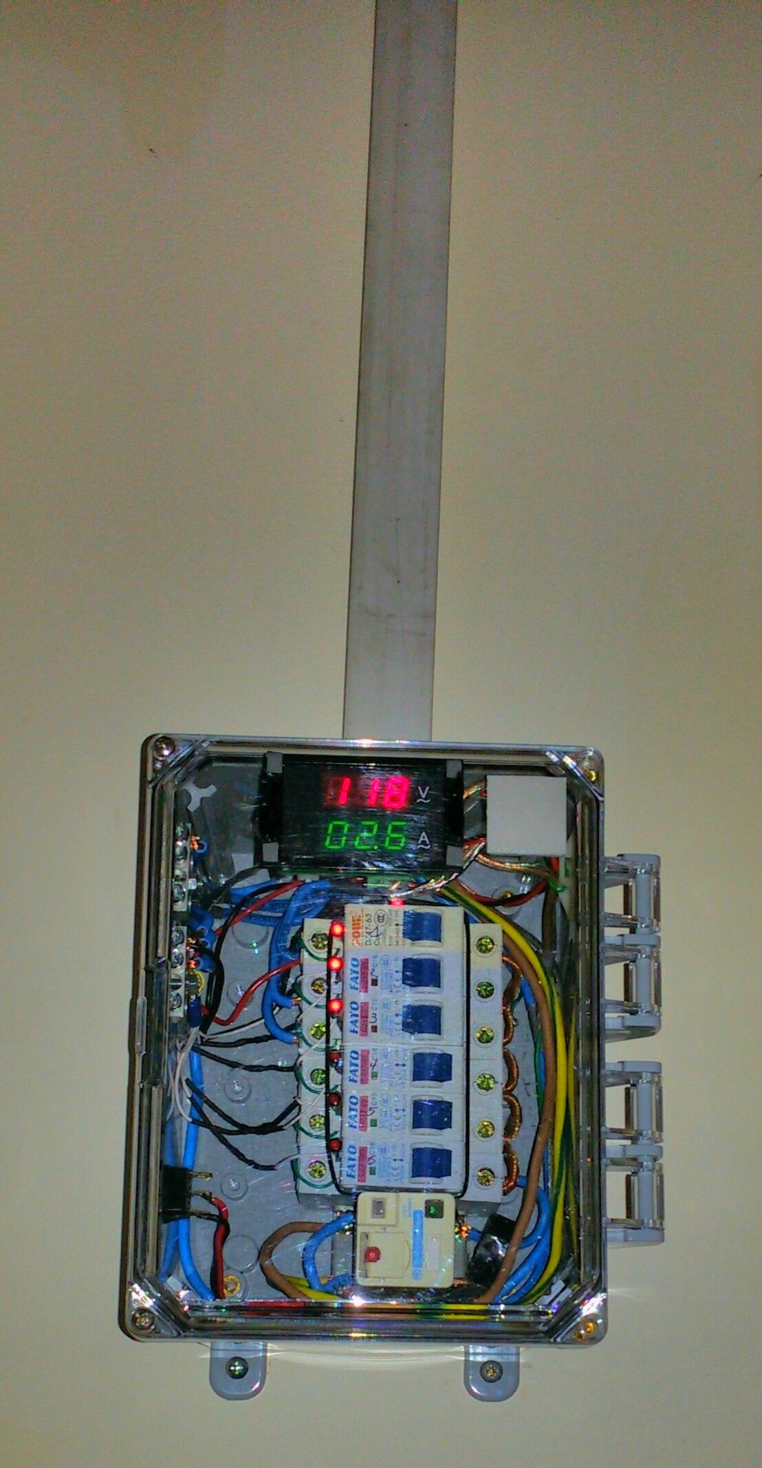 DIY Circuit Breaker Panelboard With Automatic Transfer Switch (ATS ...