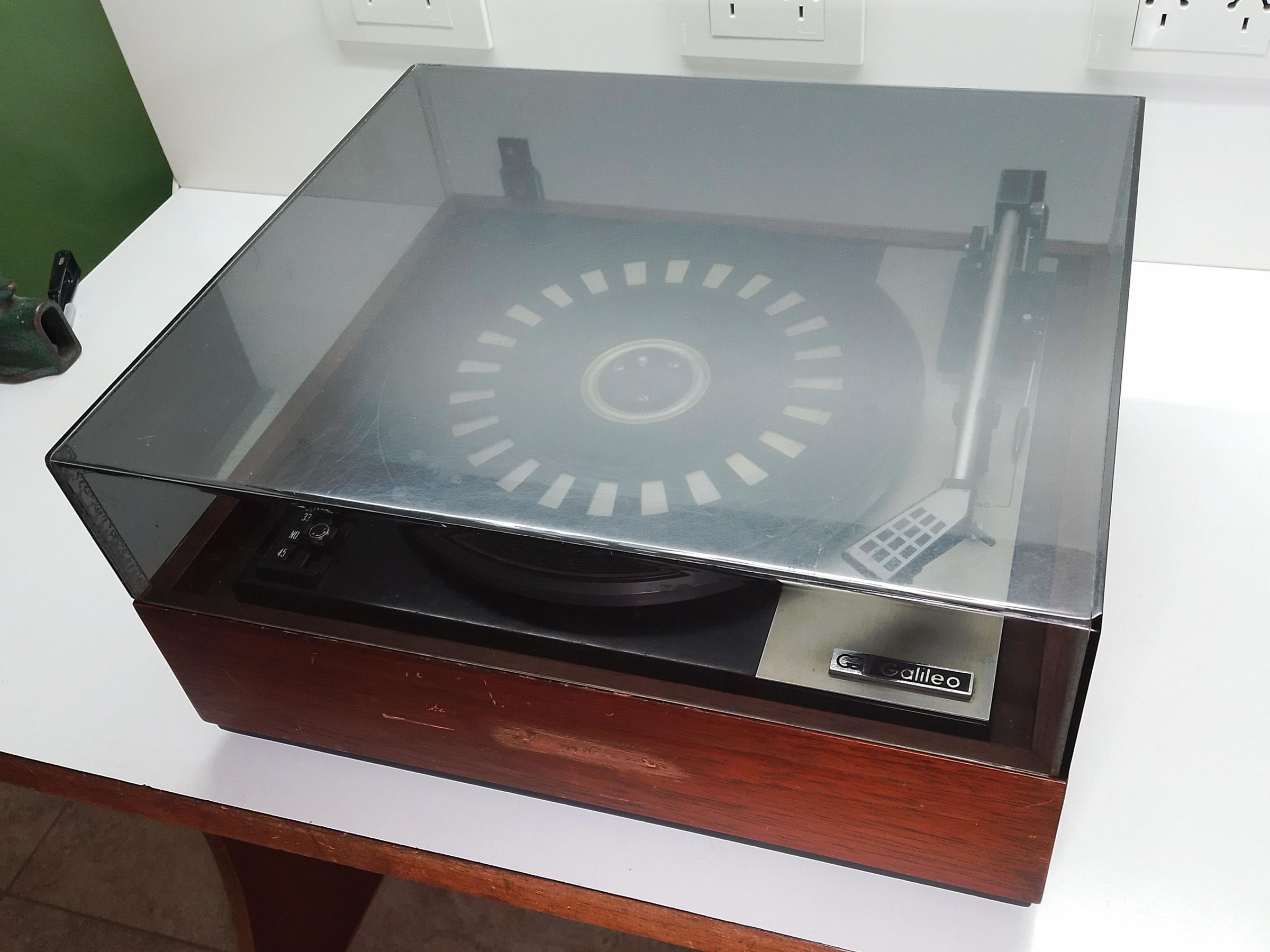 Restoring an Early 1970s Turntable : 12 Steps (with Pictures ...