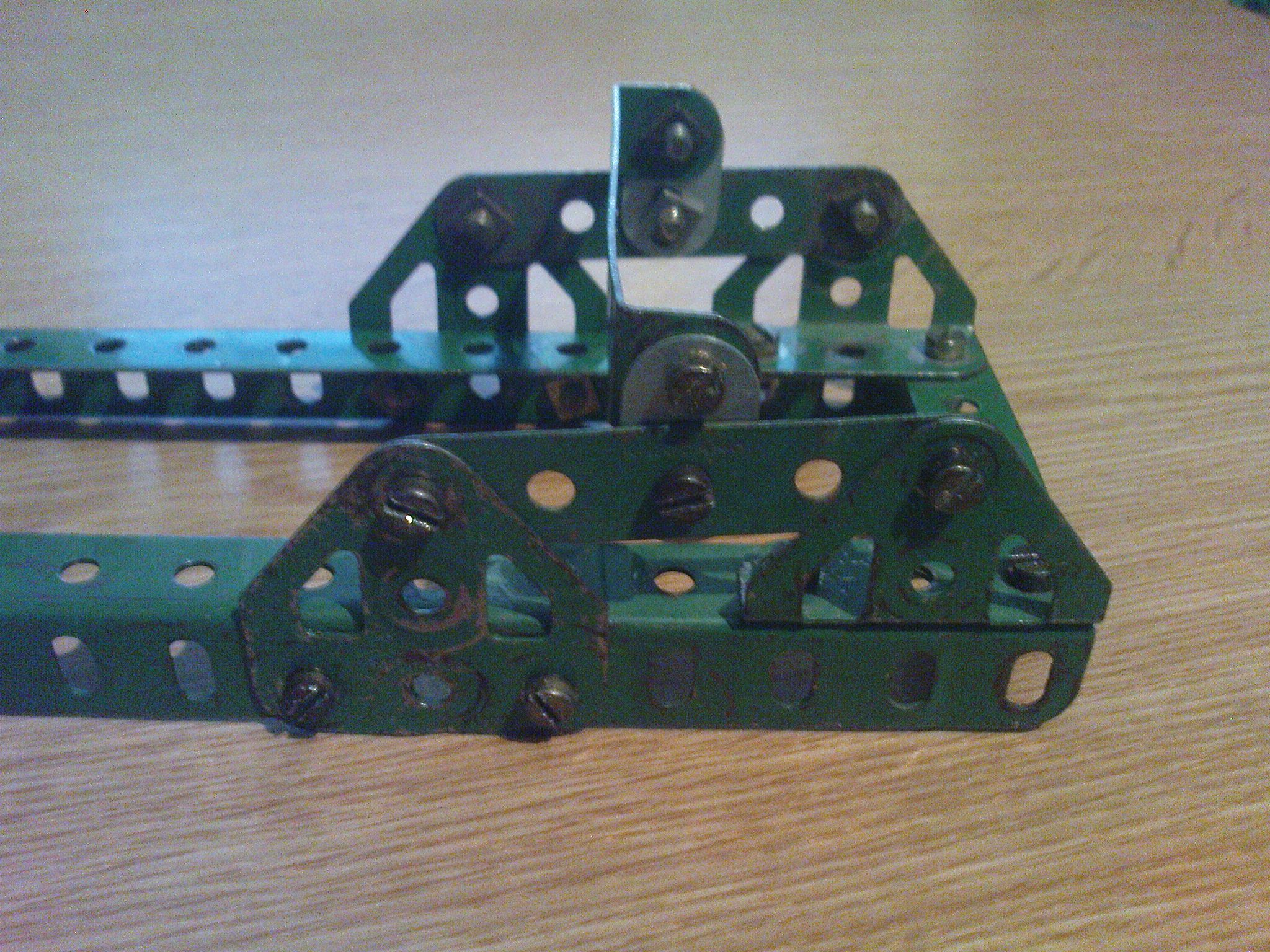 Meccano Walking Machine : 9 Steps - Instructables