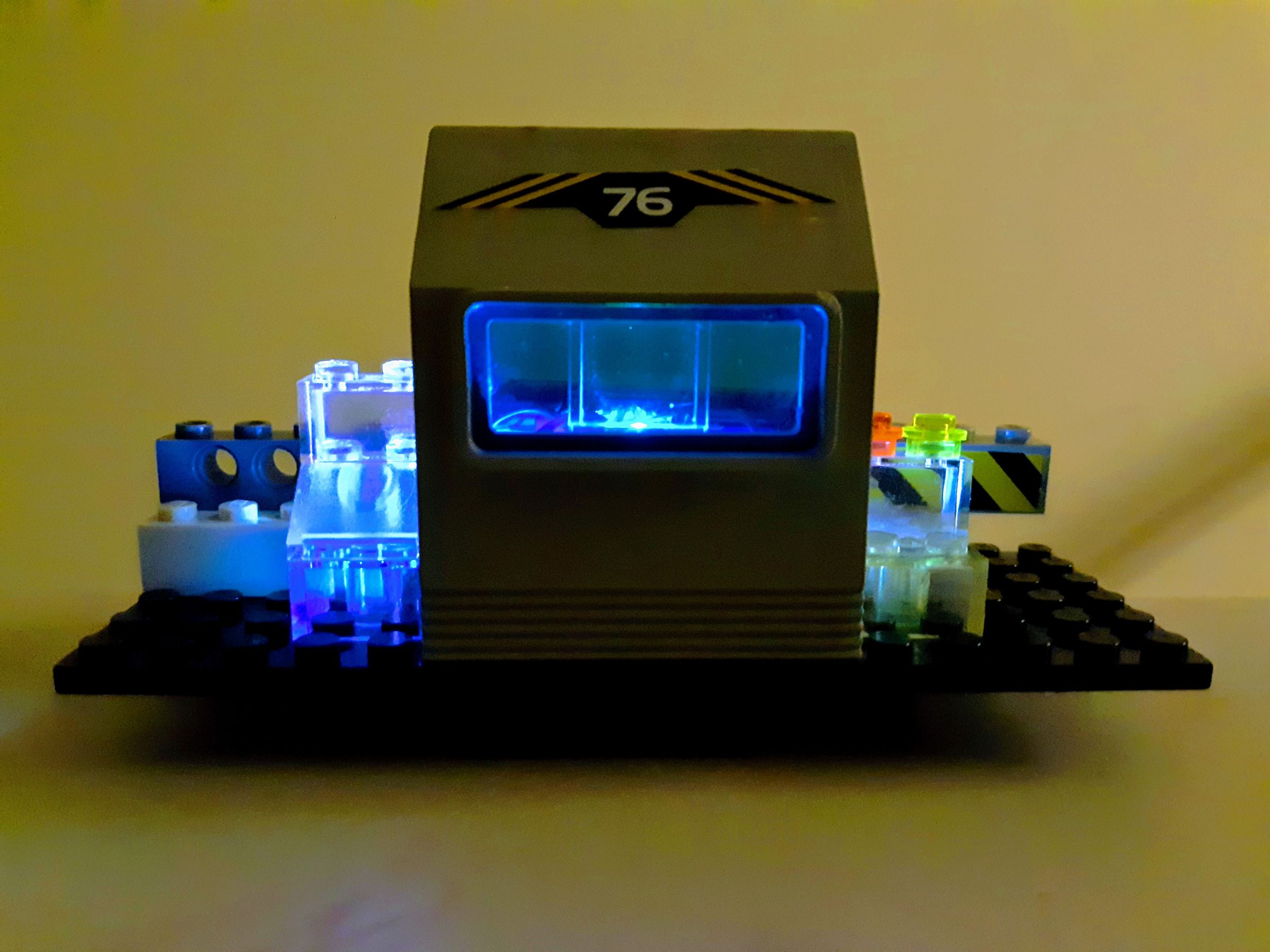 DIY : Lego UV LED Flashlight / Homemade Pet Urine Detector : 3 Steps ...