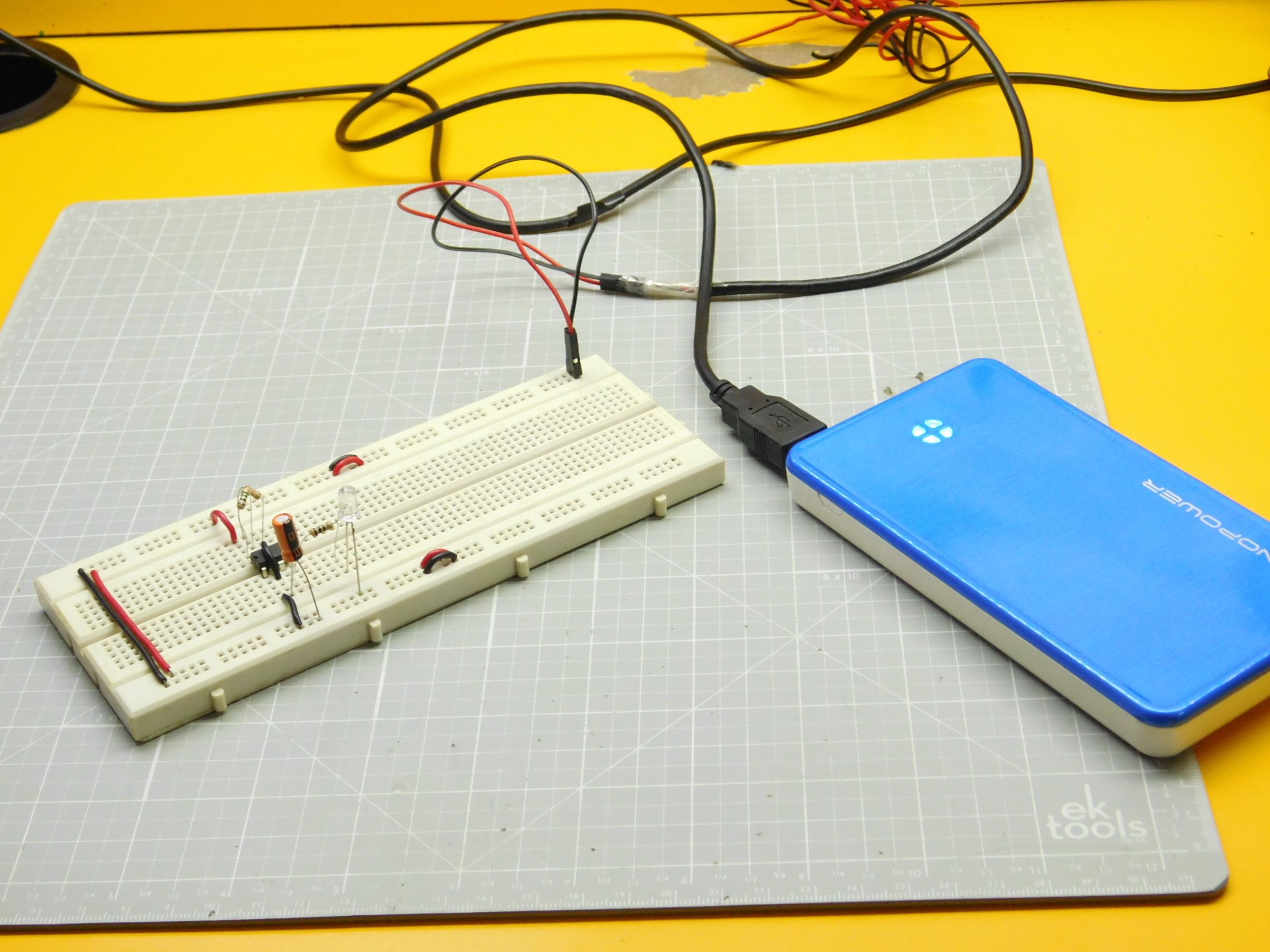 Let's Make! 5 More BreadBoard Projects for Beginners : 11 Steps (with ...